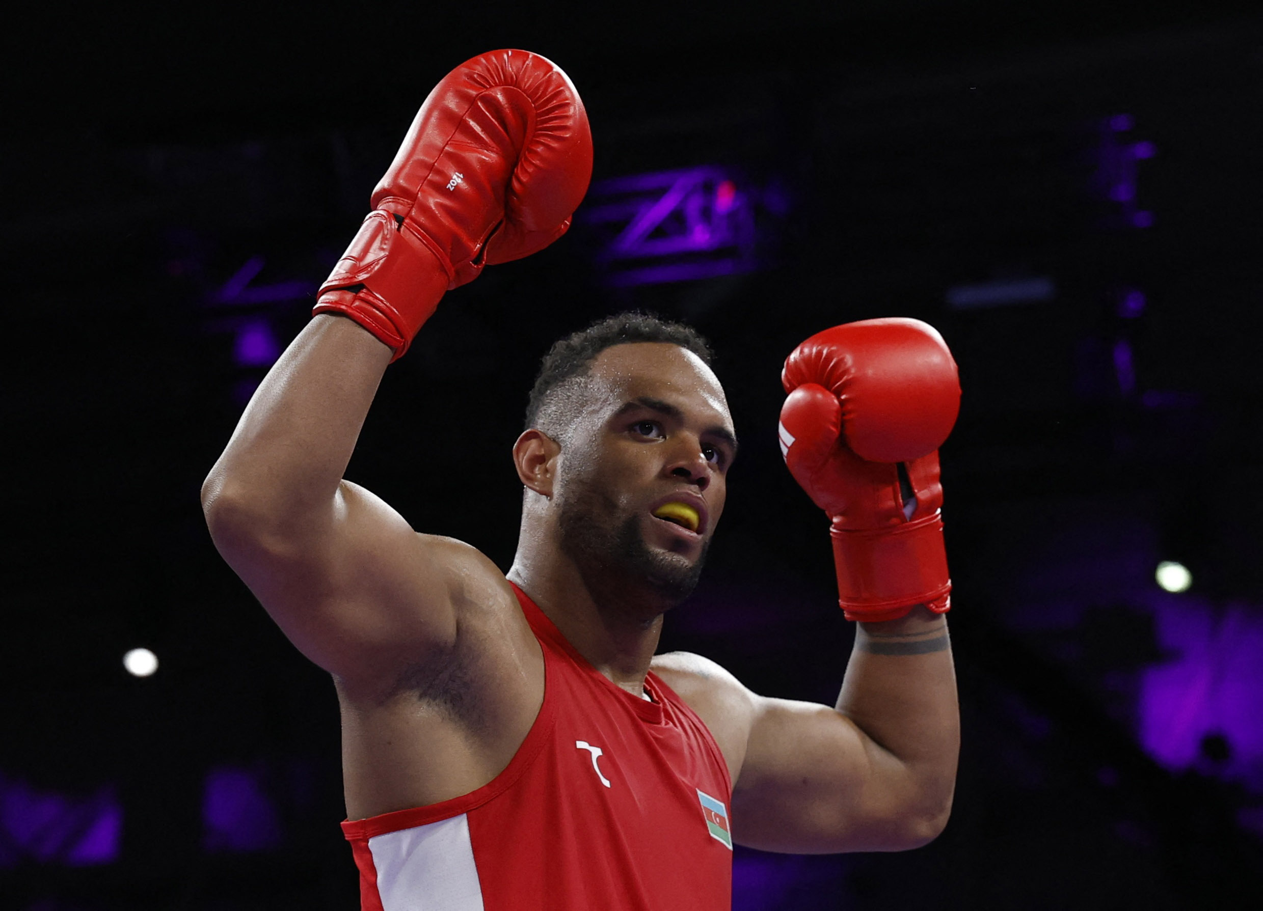 Boxing: Twice champion Cesar La Cruz eliminated in opening bout | Reuters