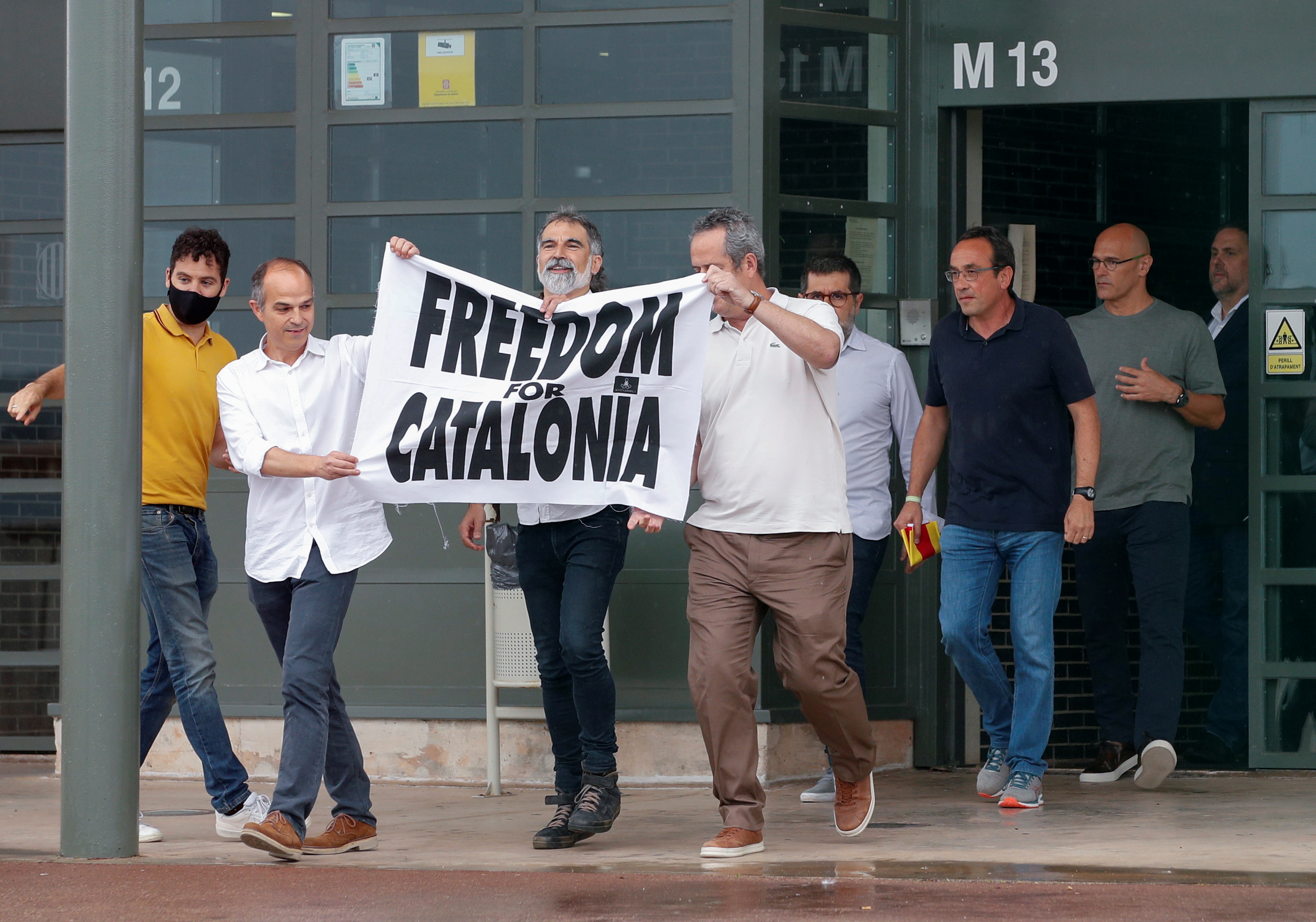 Pardoned separatists leave jail demanding 'freedom for Catalonia' | Reuters
