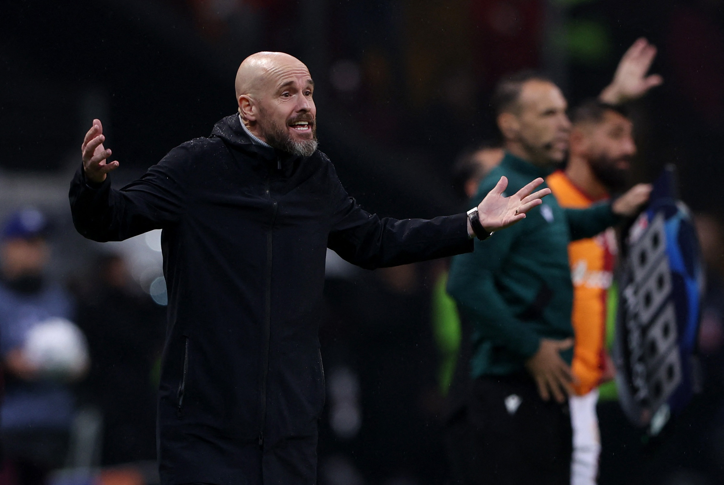 Ten Hag takes blame for Man United squandering another lead | Reuters