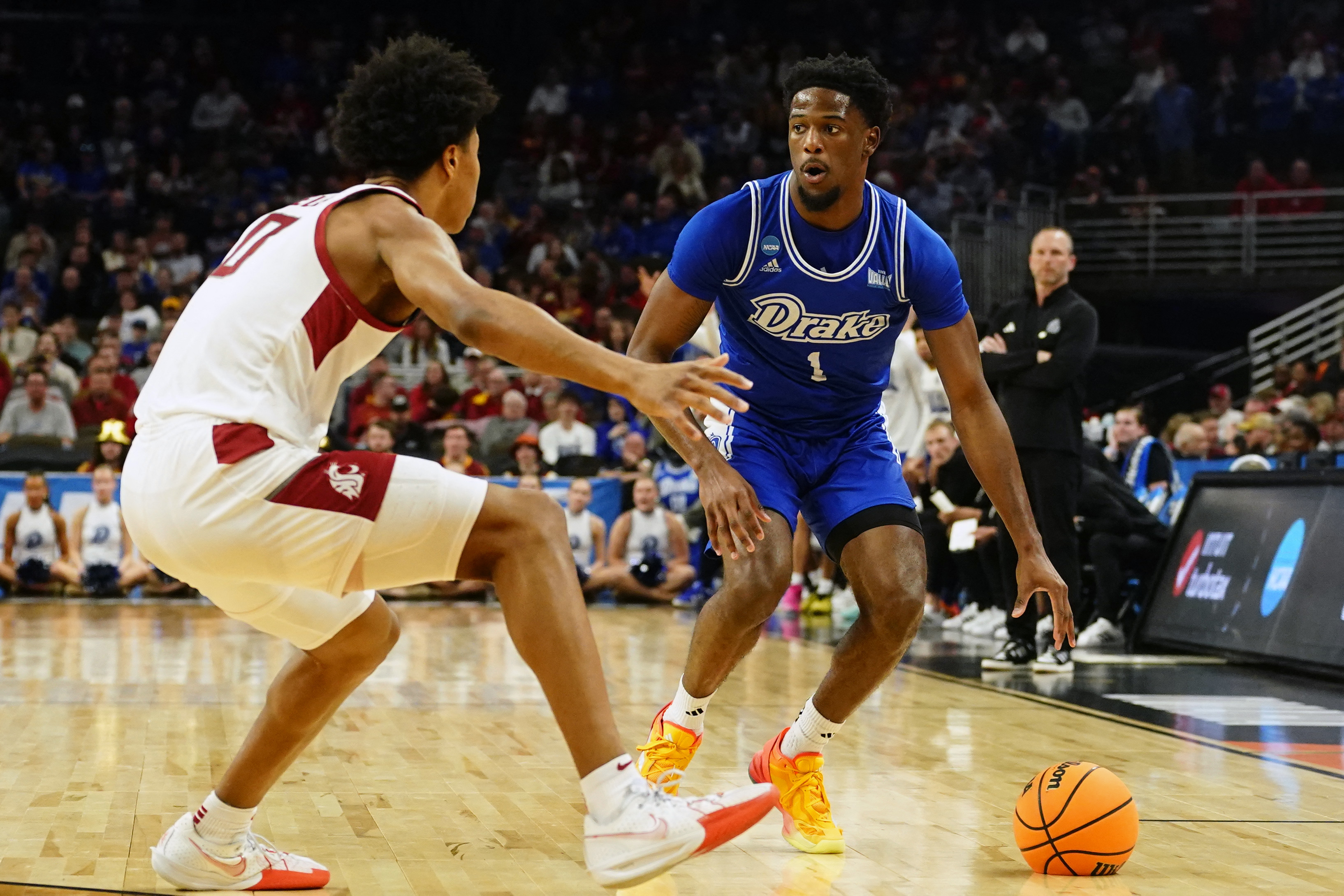 Isaac Jones scores 20 as Washington State rallies past Drake | Reuters