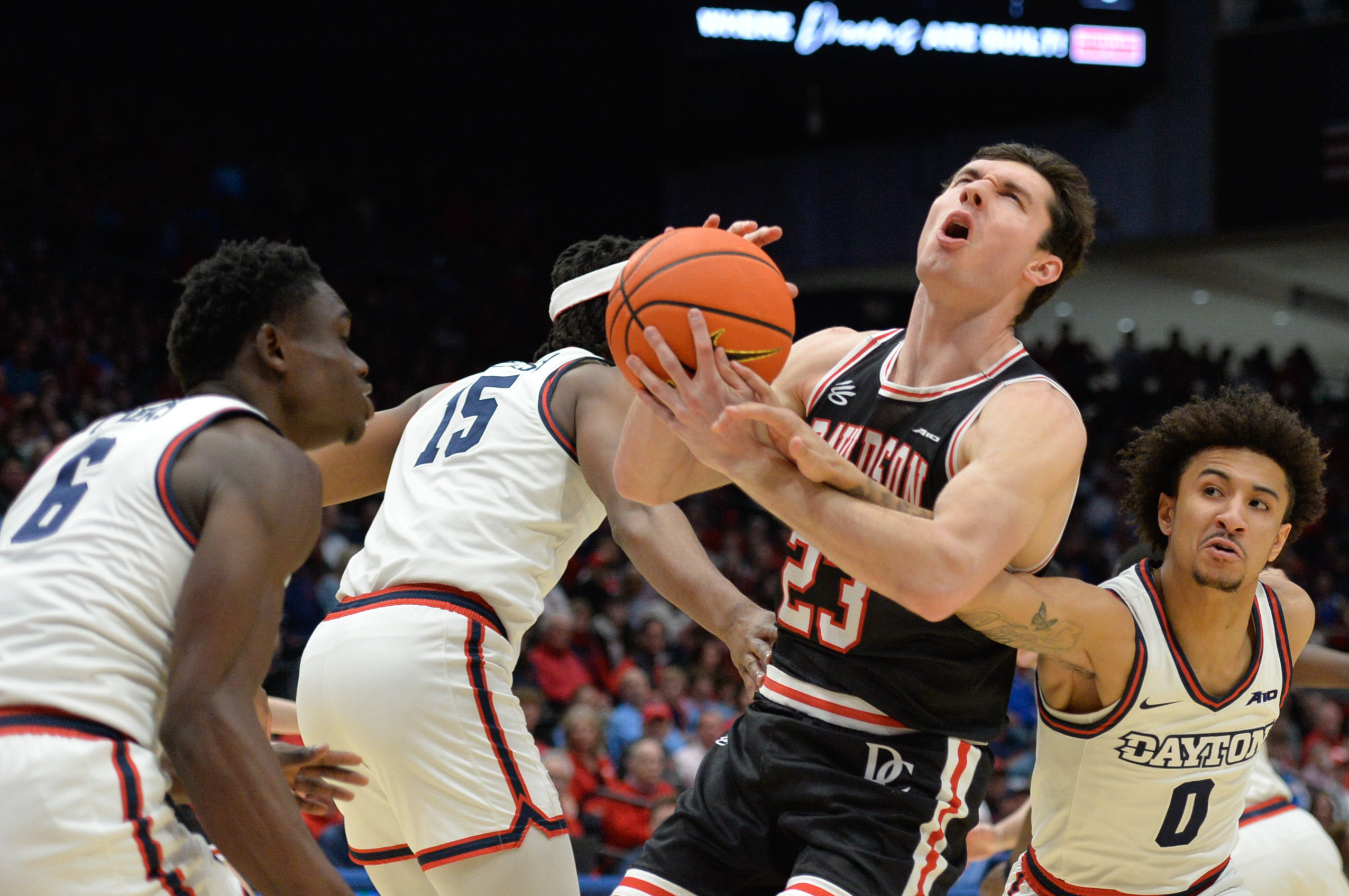 Des Watson guides Loyola Chicago past No. 21 Dayton | Reuters