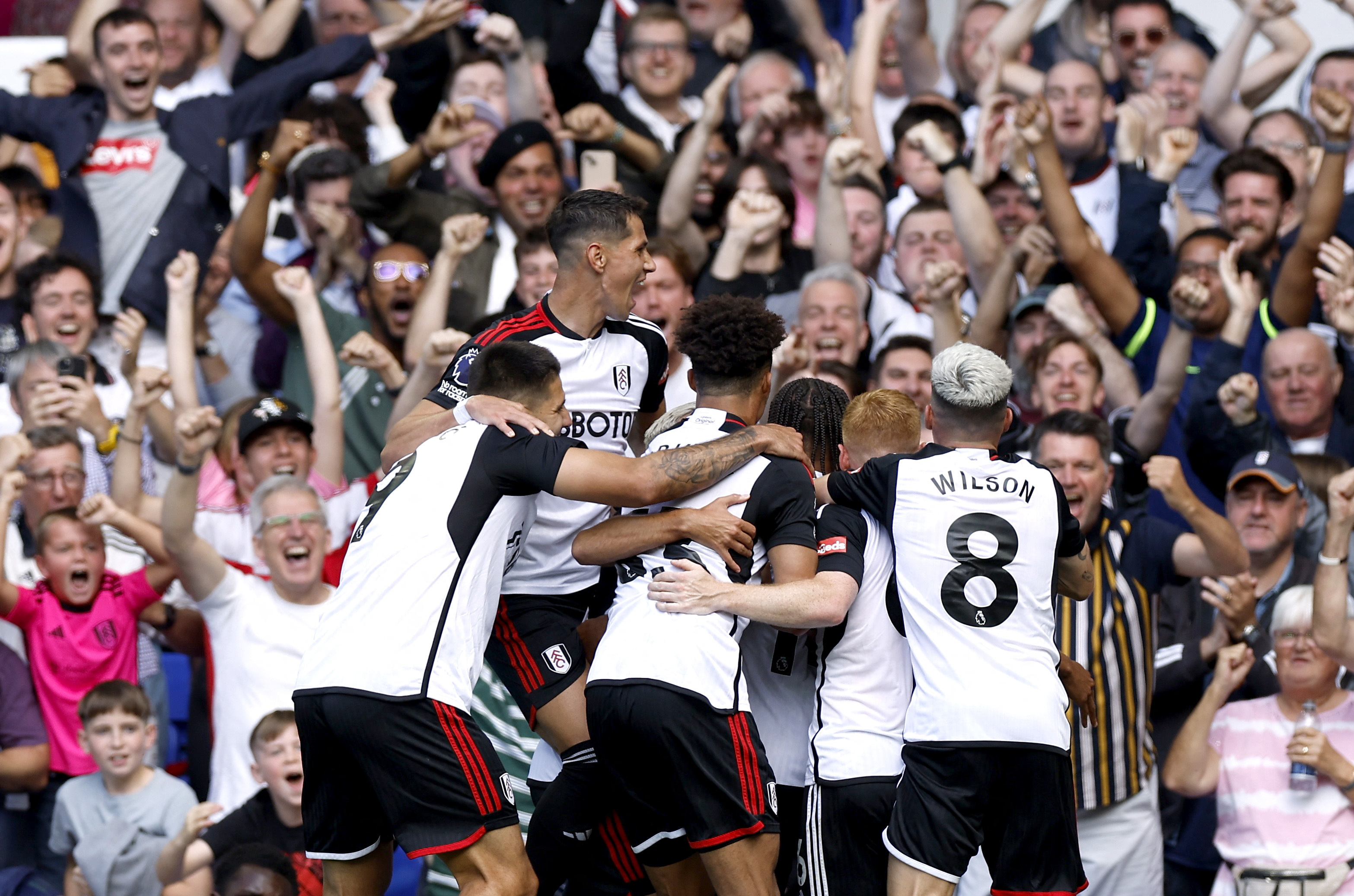 De Cordova-Reid earns Fulham fortunate win at Everton | Reuters