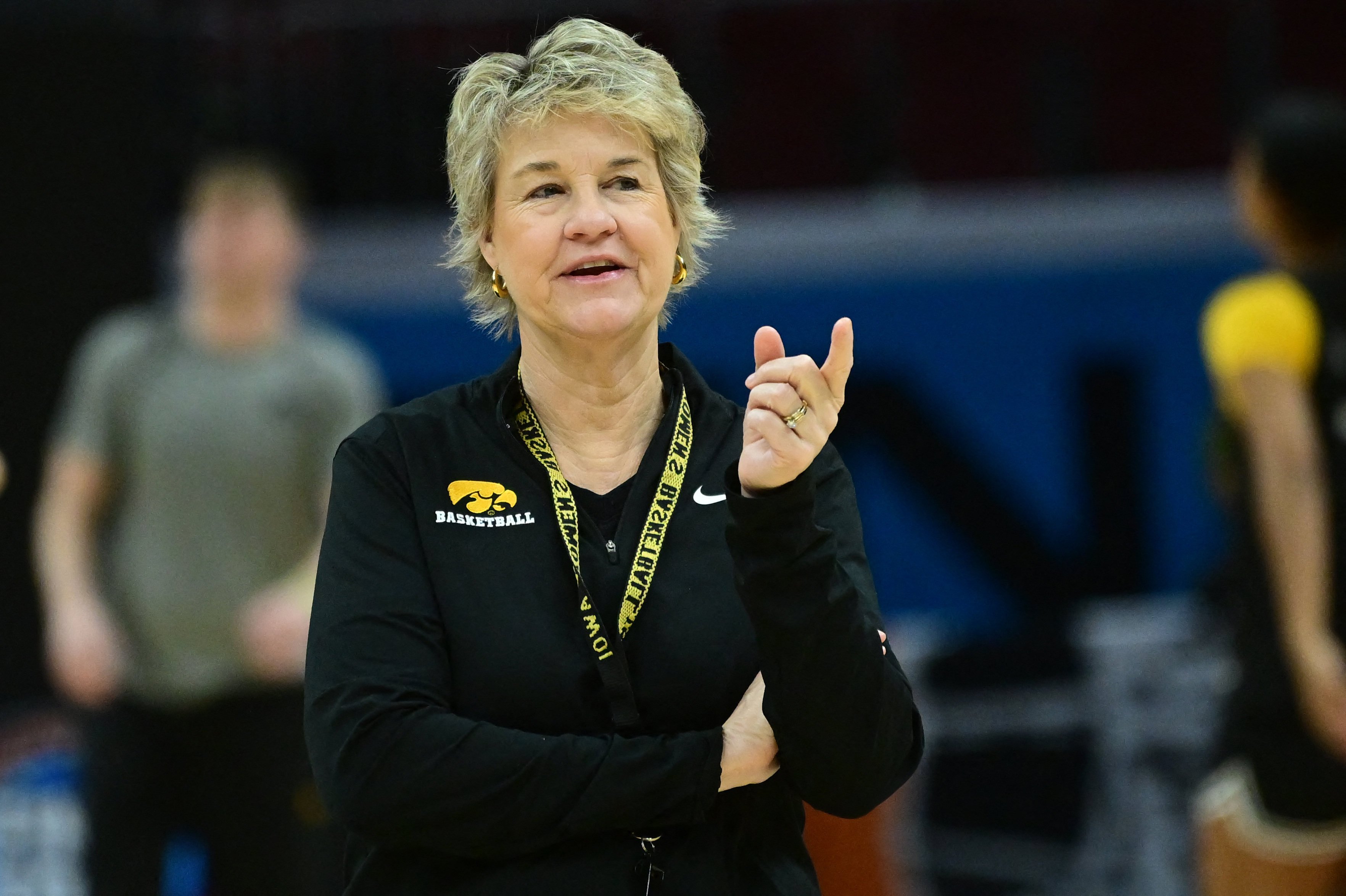 Star shush: Hawkeyes coach wants Final Four touted as 'Iowa versus ...