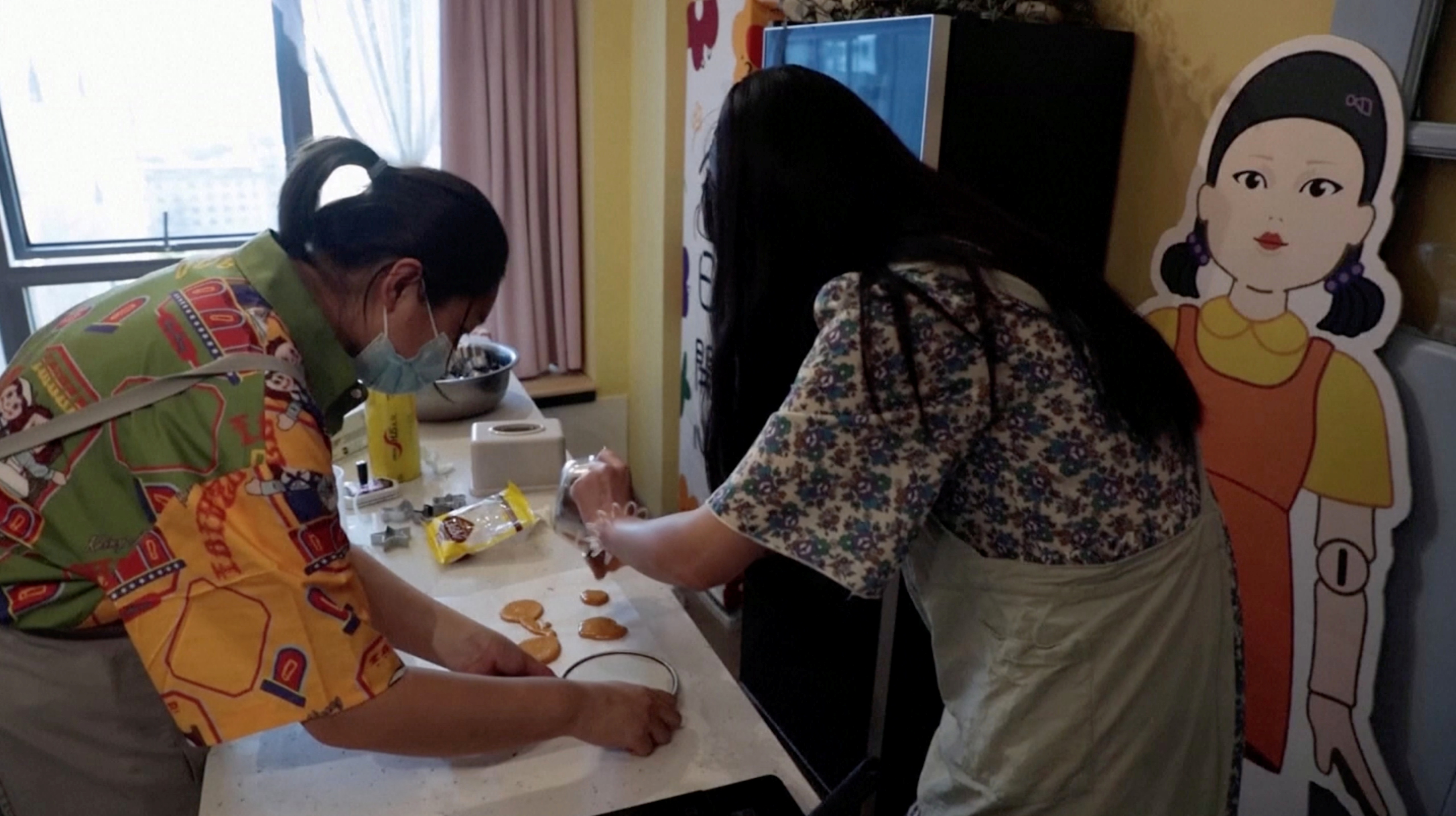 Beijing shop launches 'Squid Game' bake-off challenge | Reuters