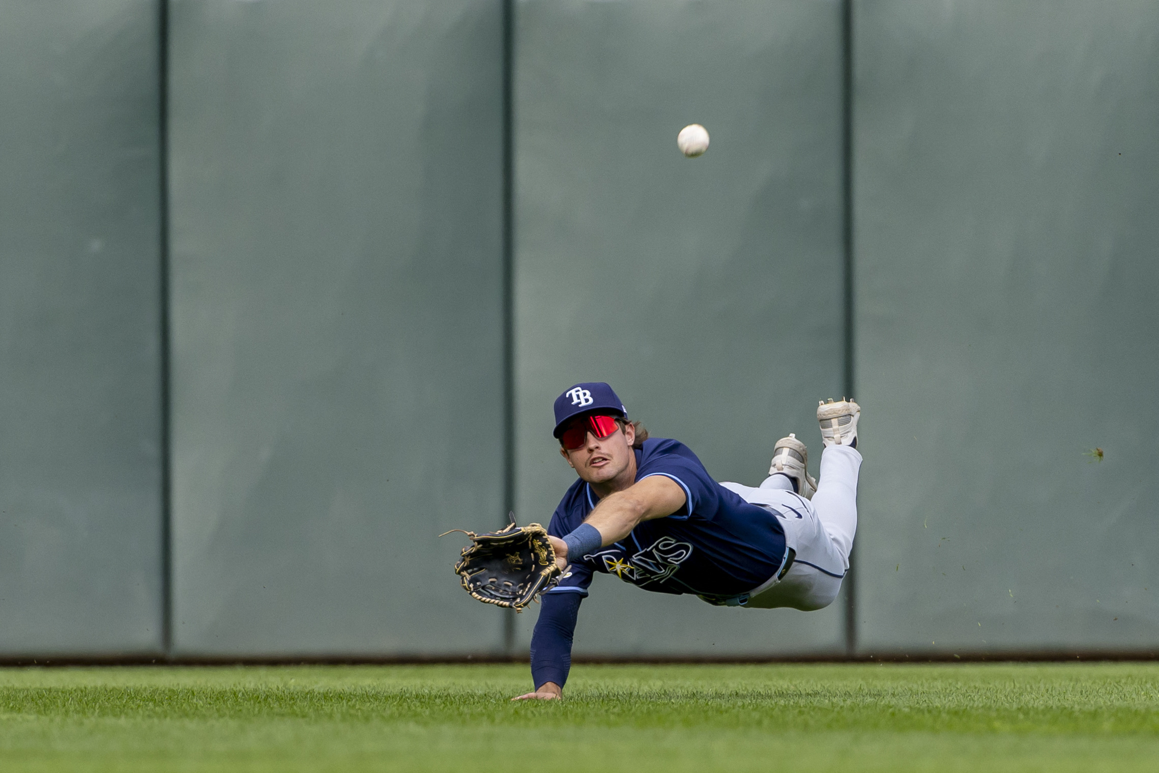 Rays top Twins thanks to throwing error in 10th | Reuters