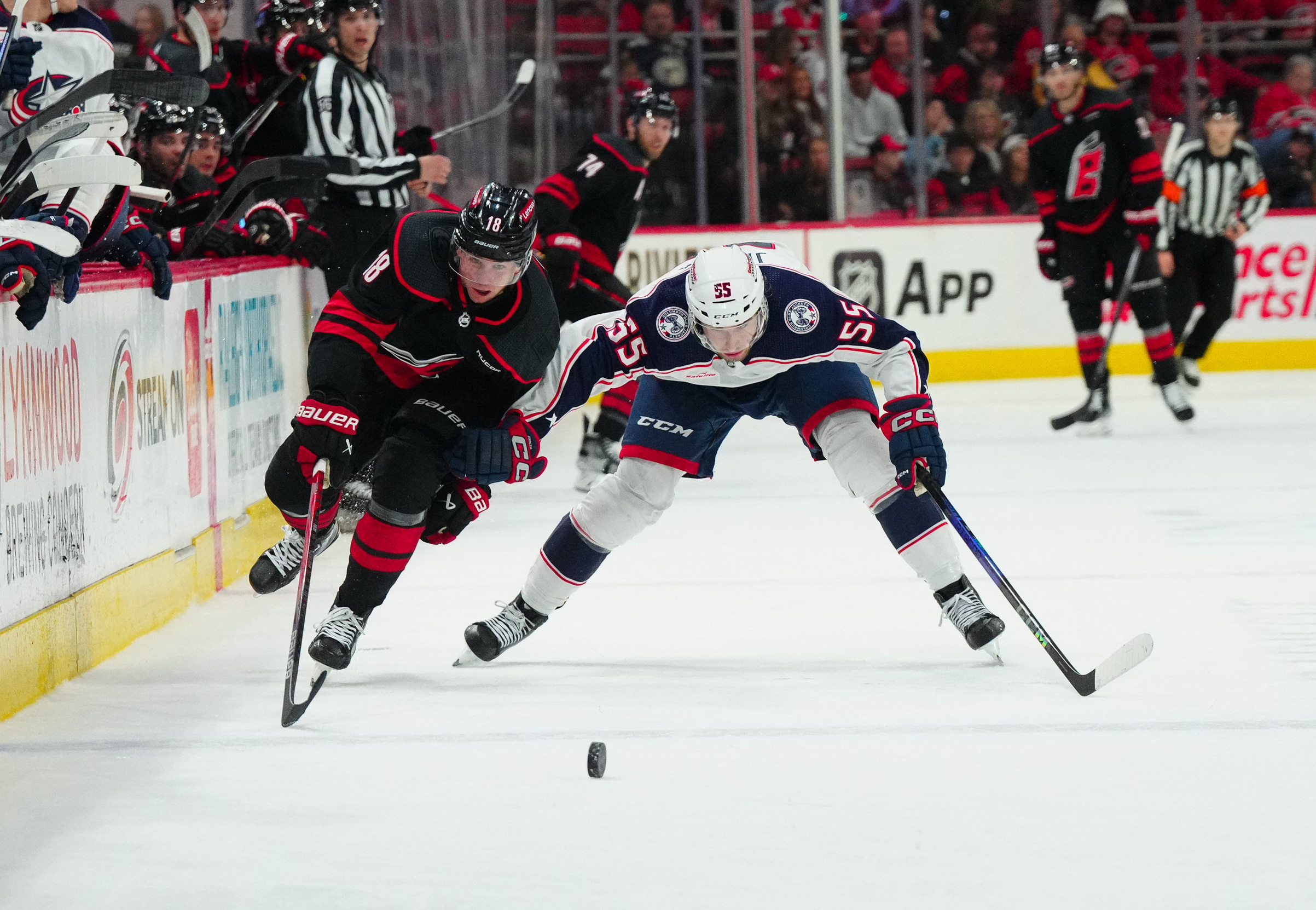 Hurricanes score early, blank Blue Jackets | Reuters