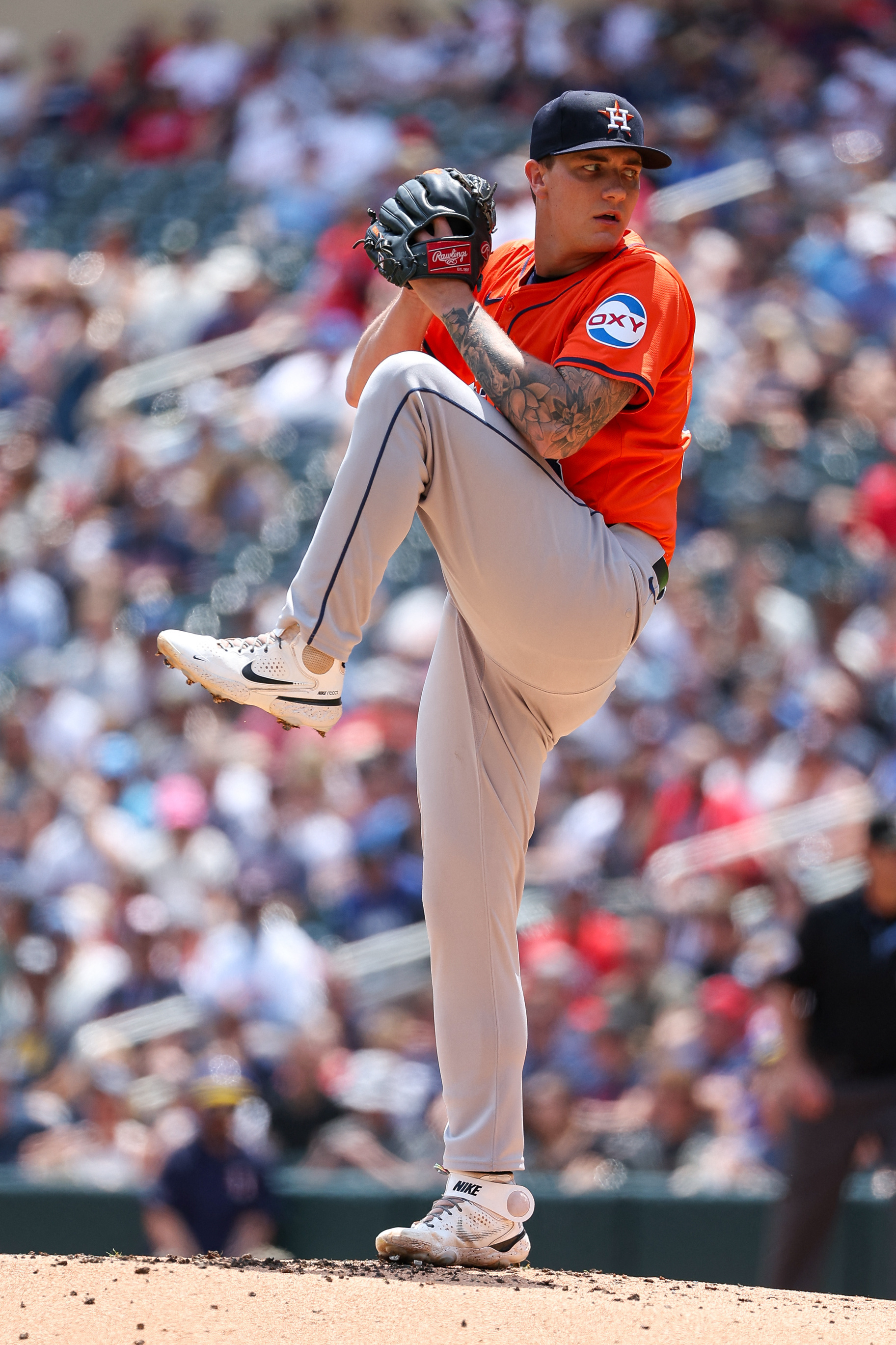 Jose Miranda ties consecutive-hits record, Twins handle Astros | Reuters