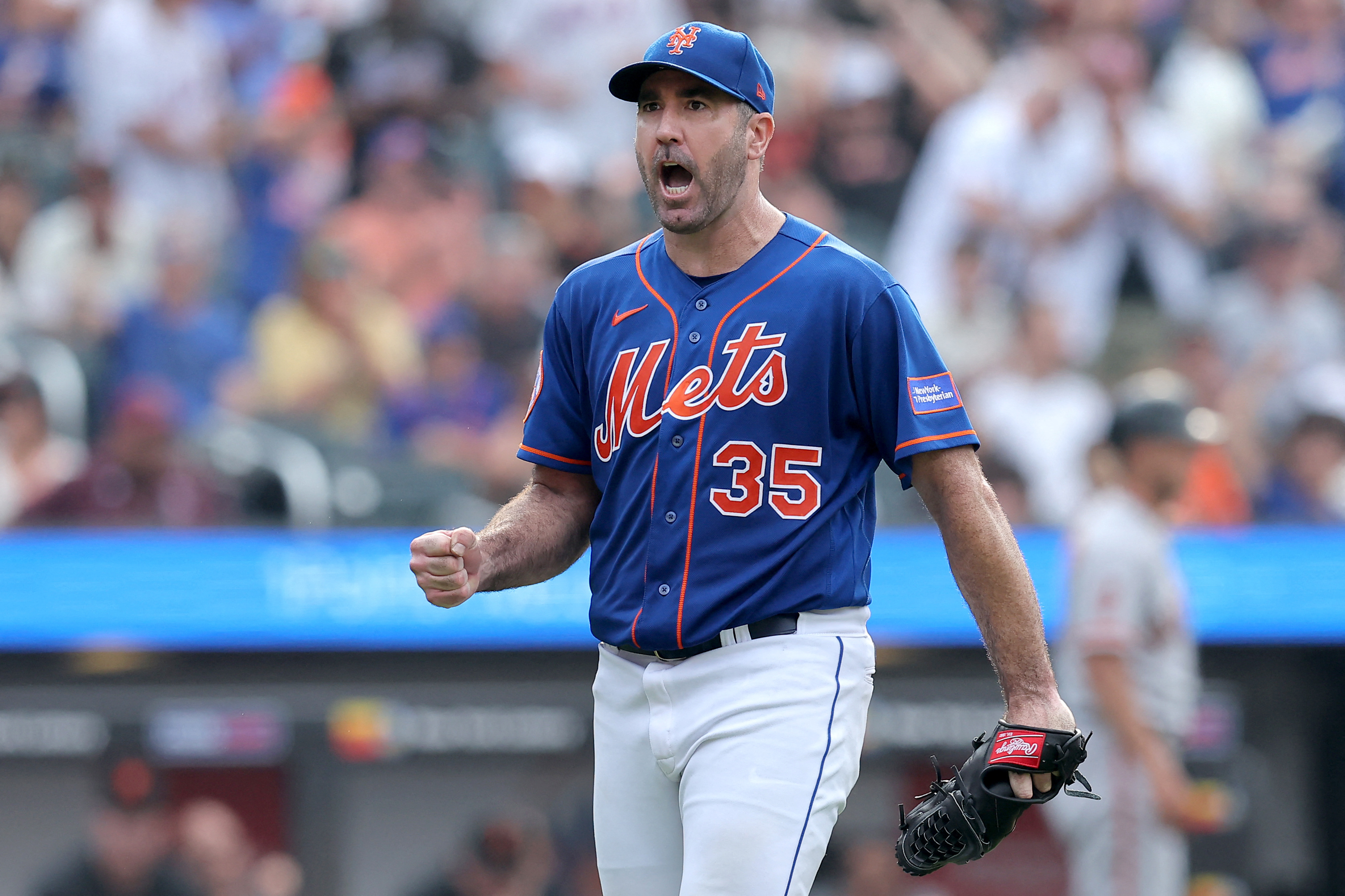 Verlander pitches well, Mets hit 3 HRs in win over Giants | Reuters