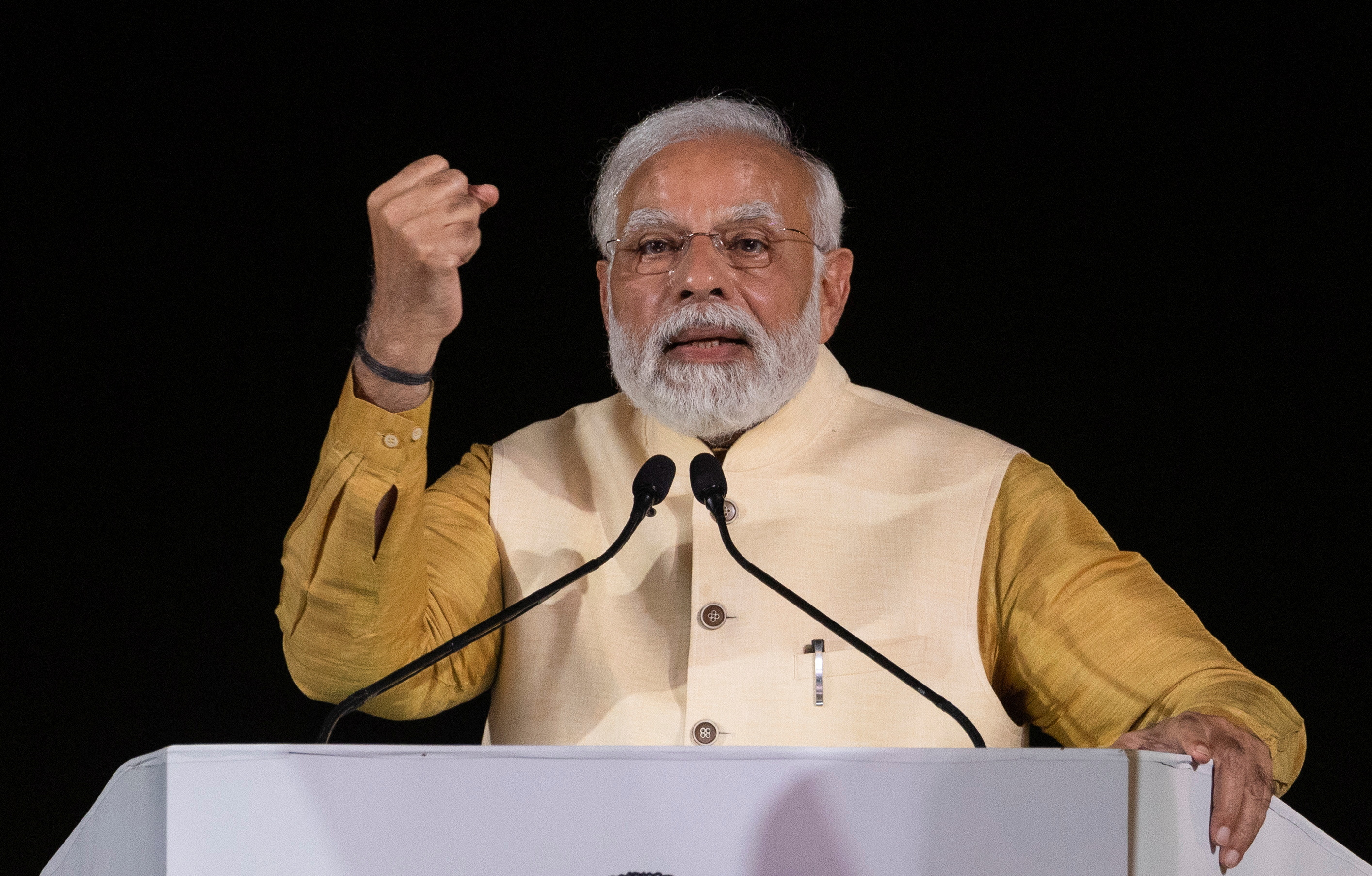 Modi launches India-made high speed train in modernisation drive | Reuters