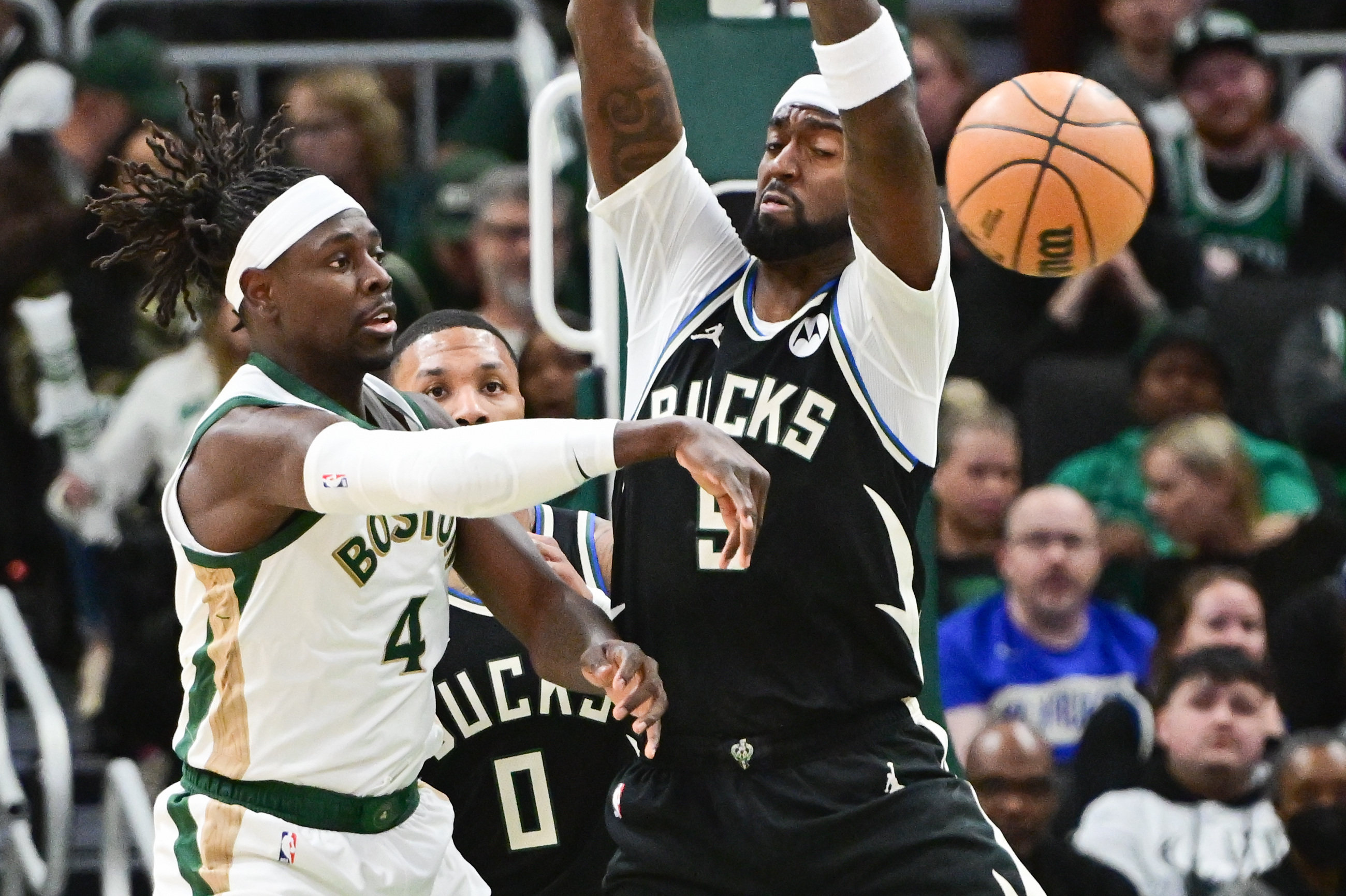 Bobby Portis pours in 28 as Bucks beat up Celtics | Reuters