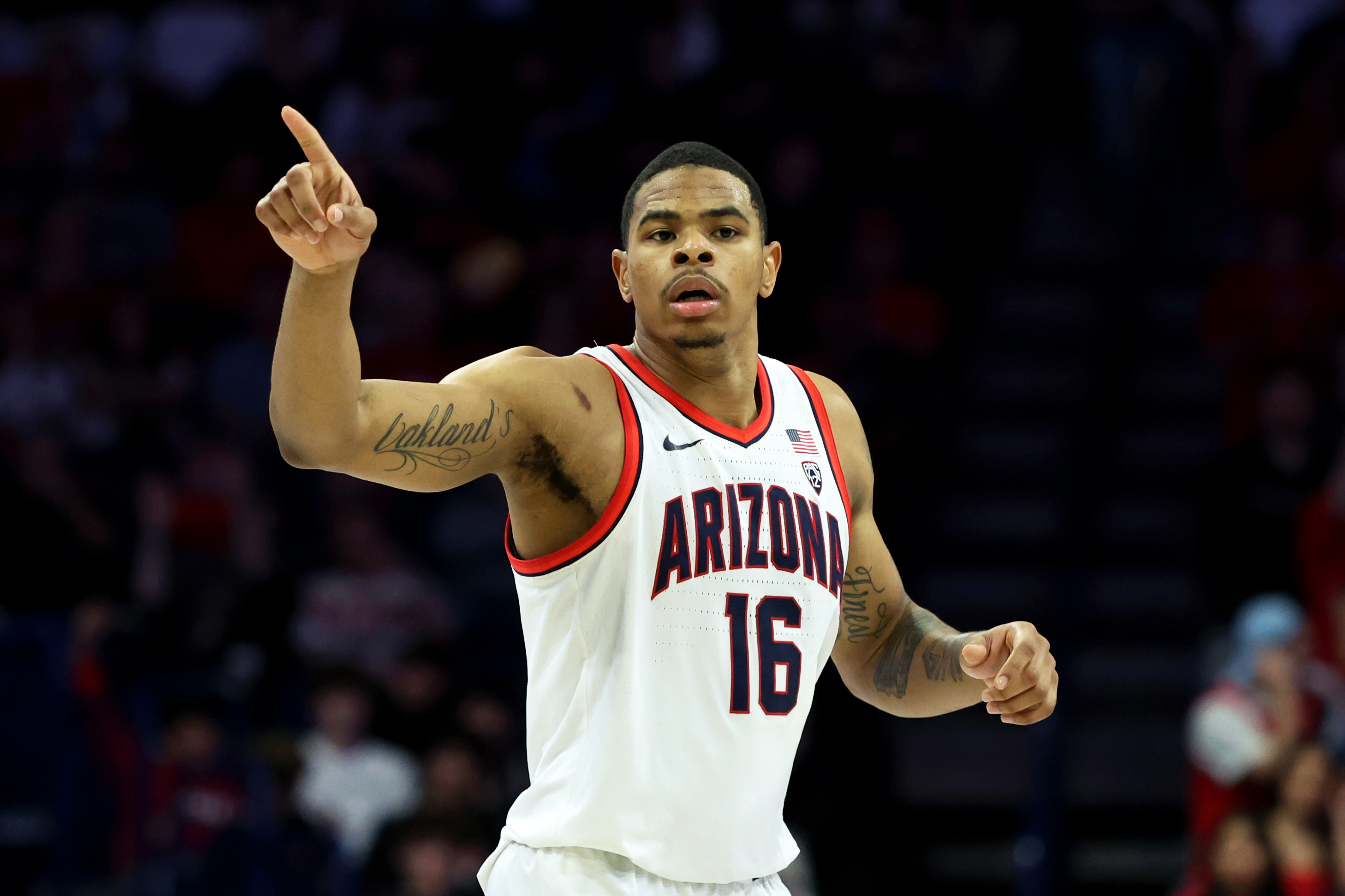 No. 11 Arizona rolls over Cal, extends series win streak | Reuters