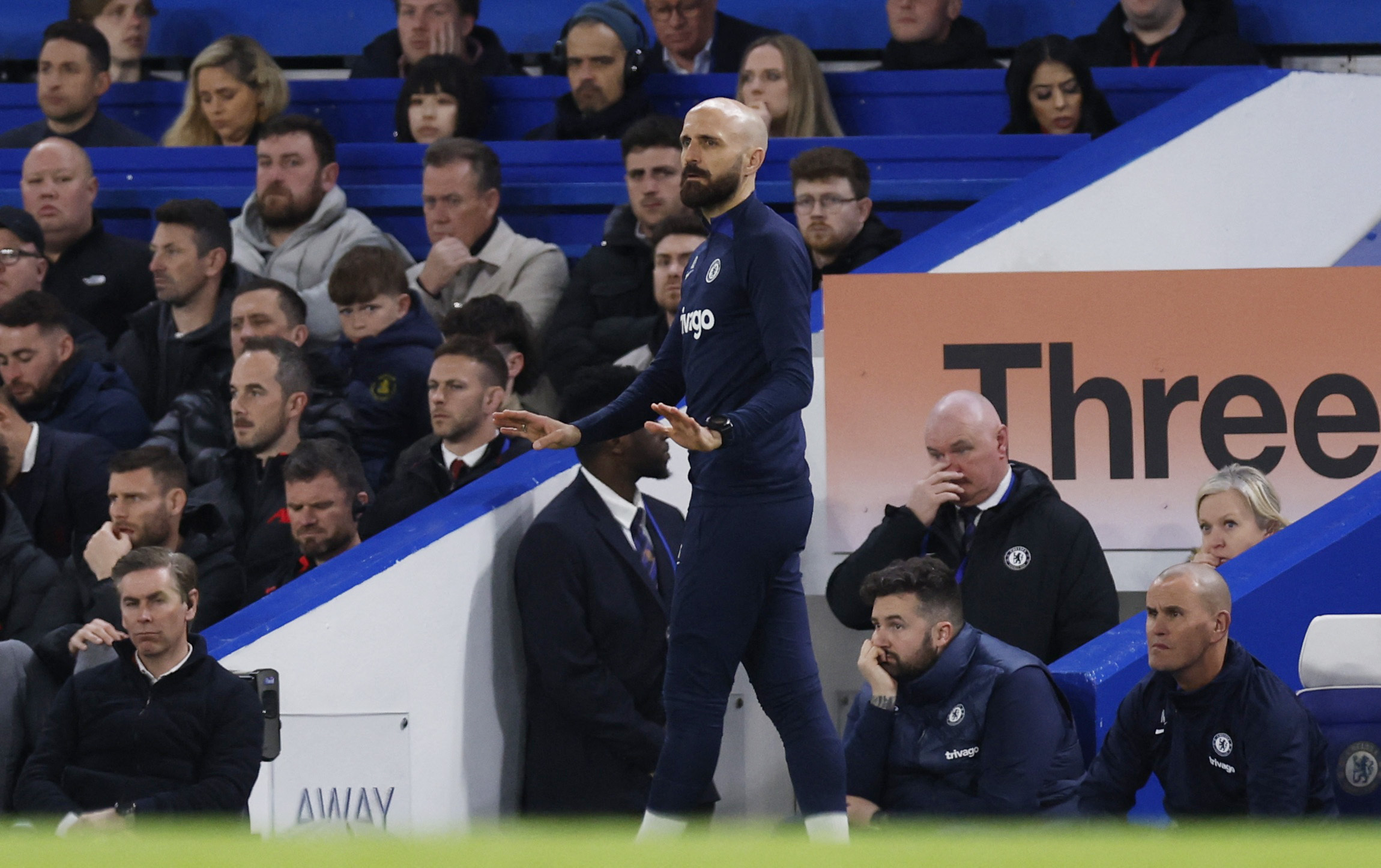 Chelsea interim coach says misfiring players are only human | Reuters