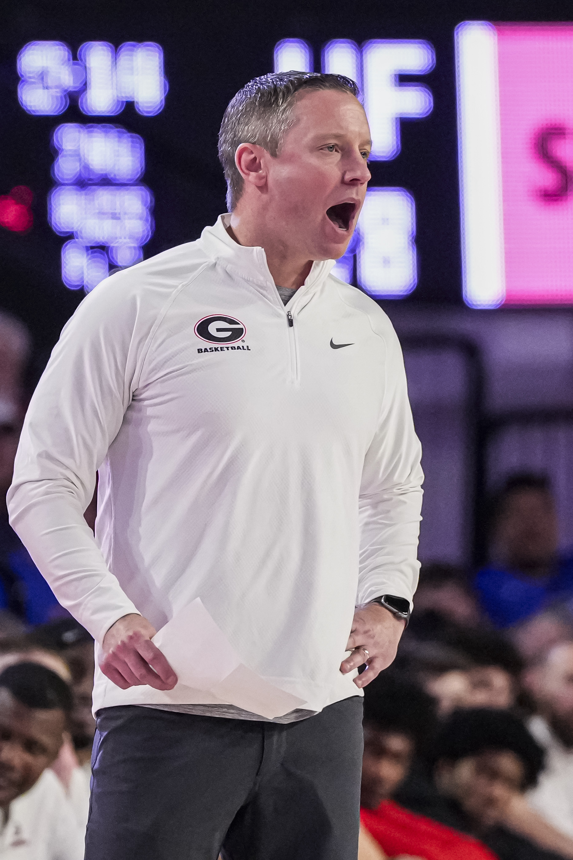 Florida spreads offense around, hangs on for win over Georgia | Reuters