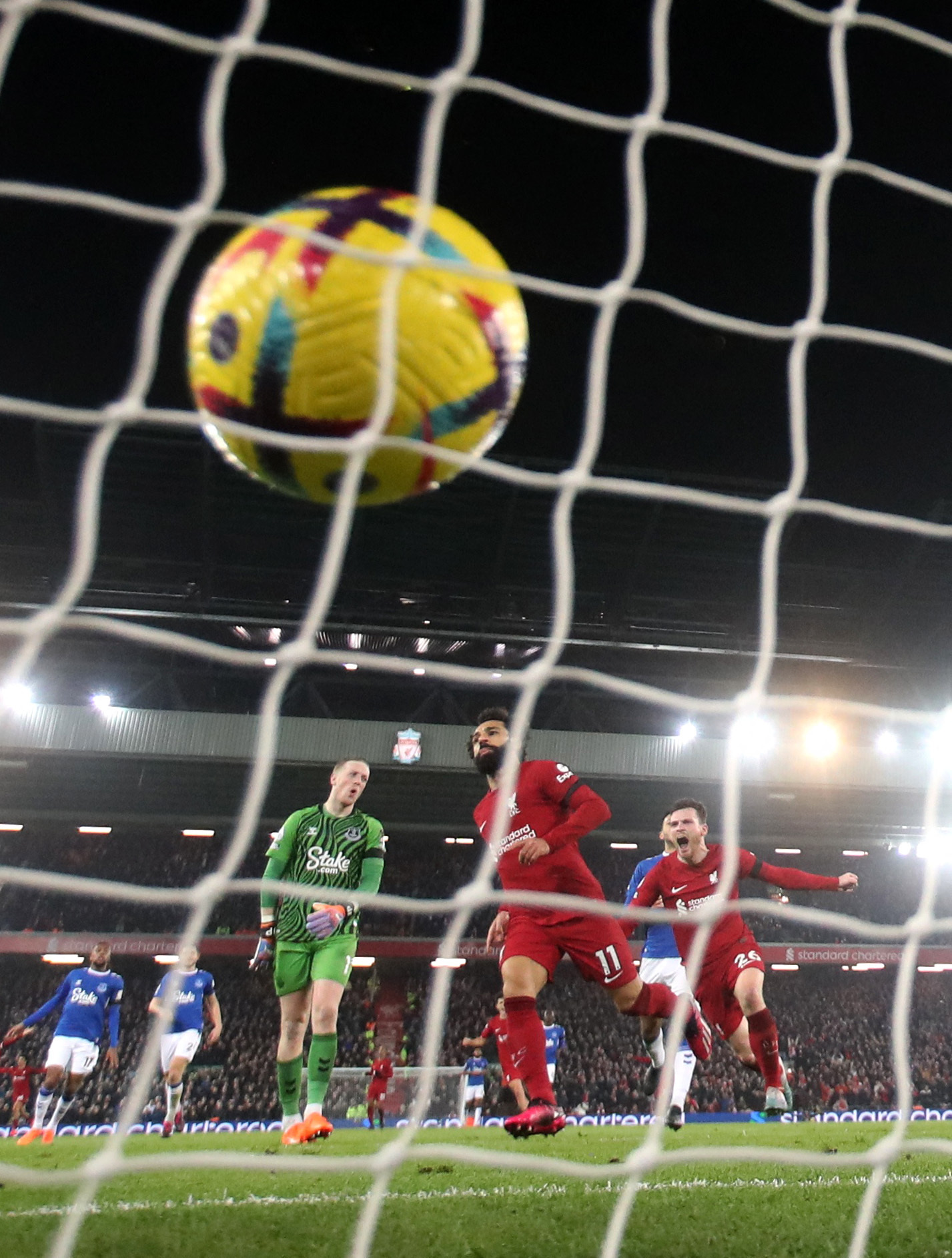 Relieved Klopp hails Liverpool's 'statement' win over Everton | Reuters