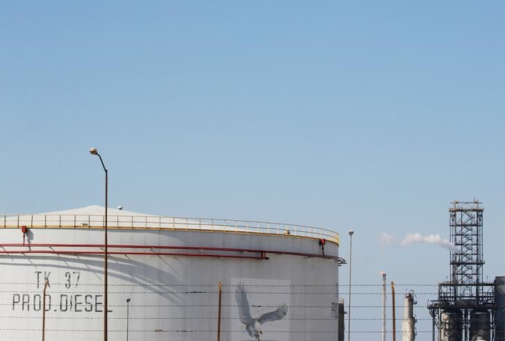 Lebanon says 'final' gas deal with Egypt to be signed June 21 | Reuters