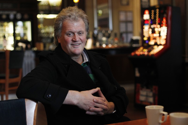 Wetherspoon's Tim Martin urges govt to reopen pubs, warns of economic ...