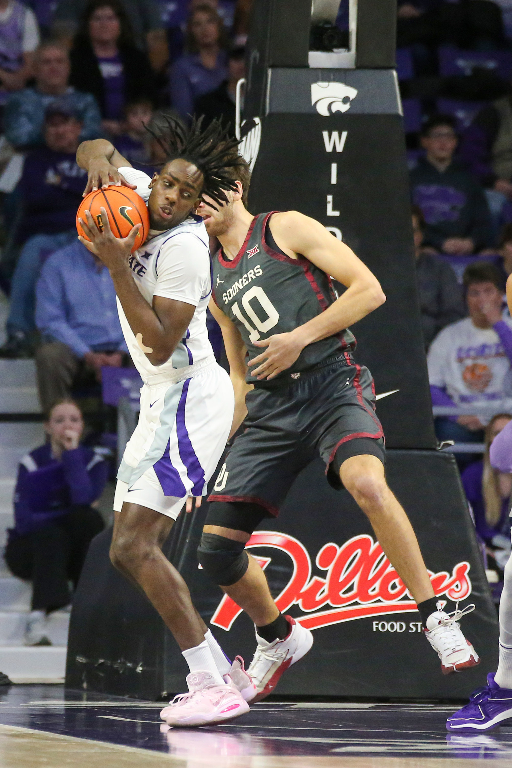 No. 23 Oklahoma has little trouble knocking off Kansas St. | Reuters