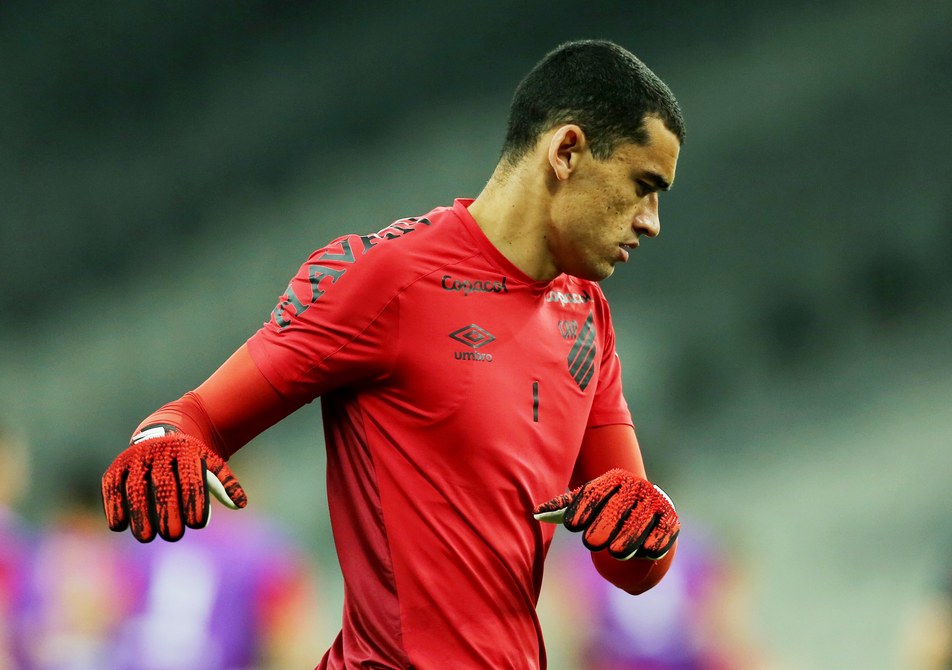 Chelsea reach agreement to sign Brazil youngster Santos | Reuters