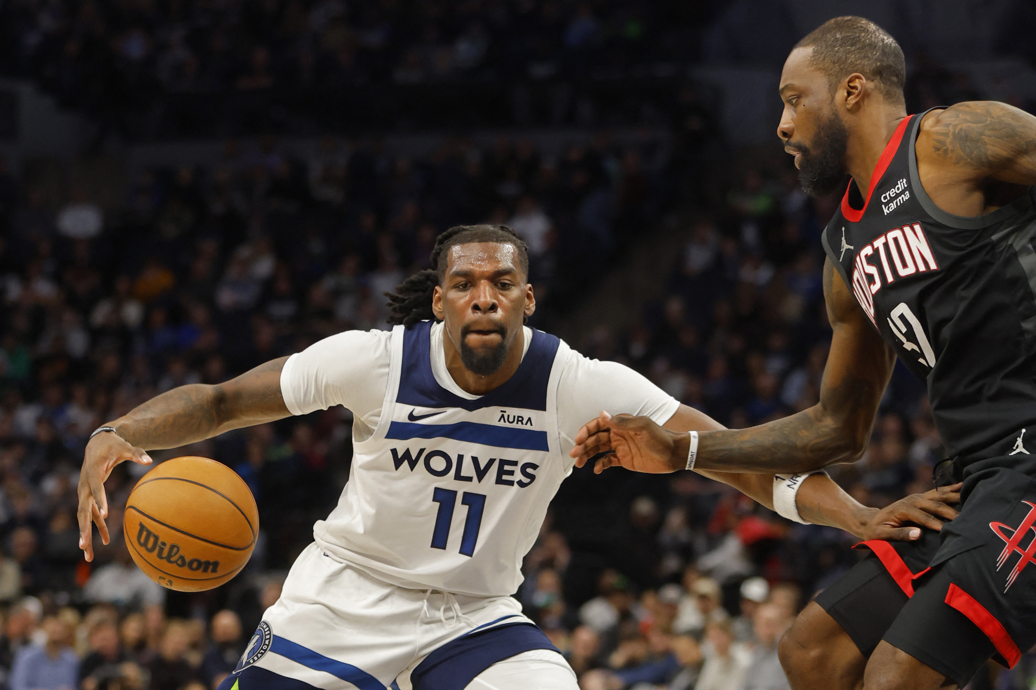 Anthony Edwards propels Wolves past Rockets | Reuters