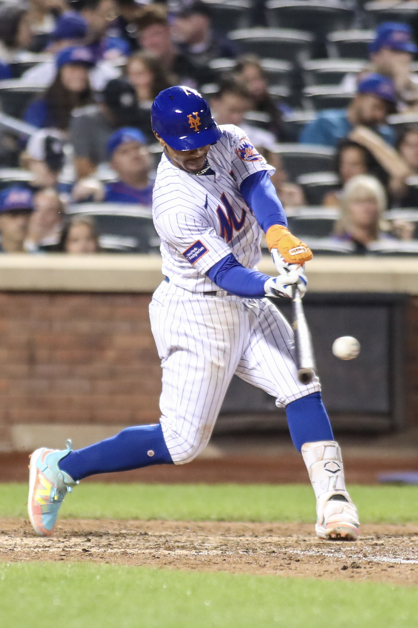 Mariners score last, win seesaw game with Mets | Reuters