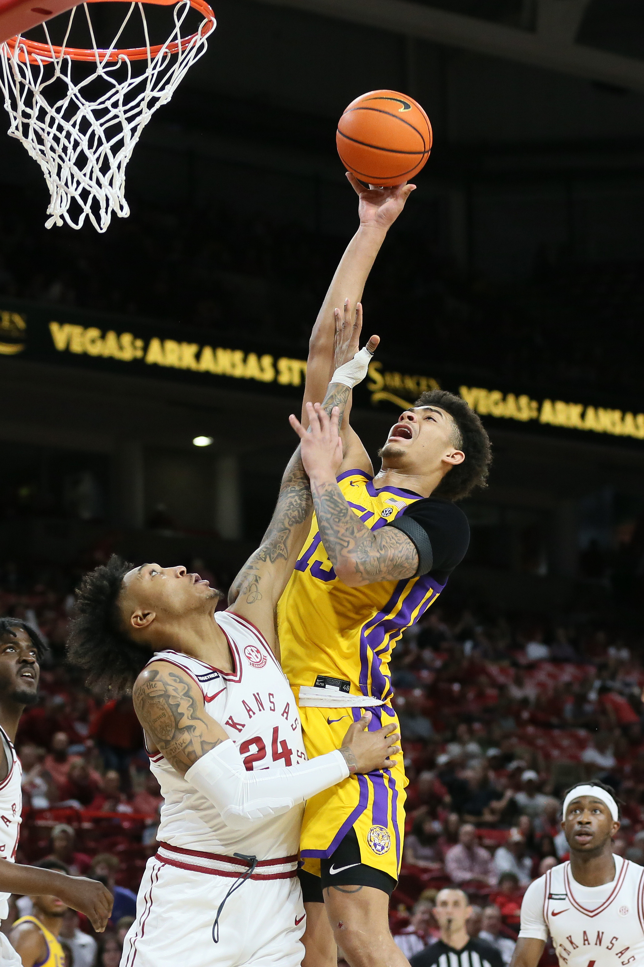 Khalif Battle, Arkansas prove to be too much to handle for LSU | Reuters