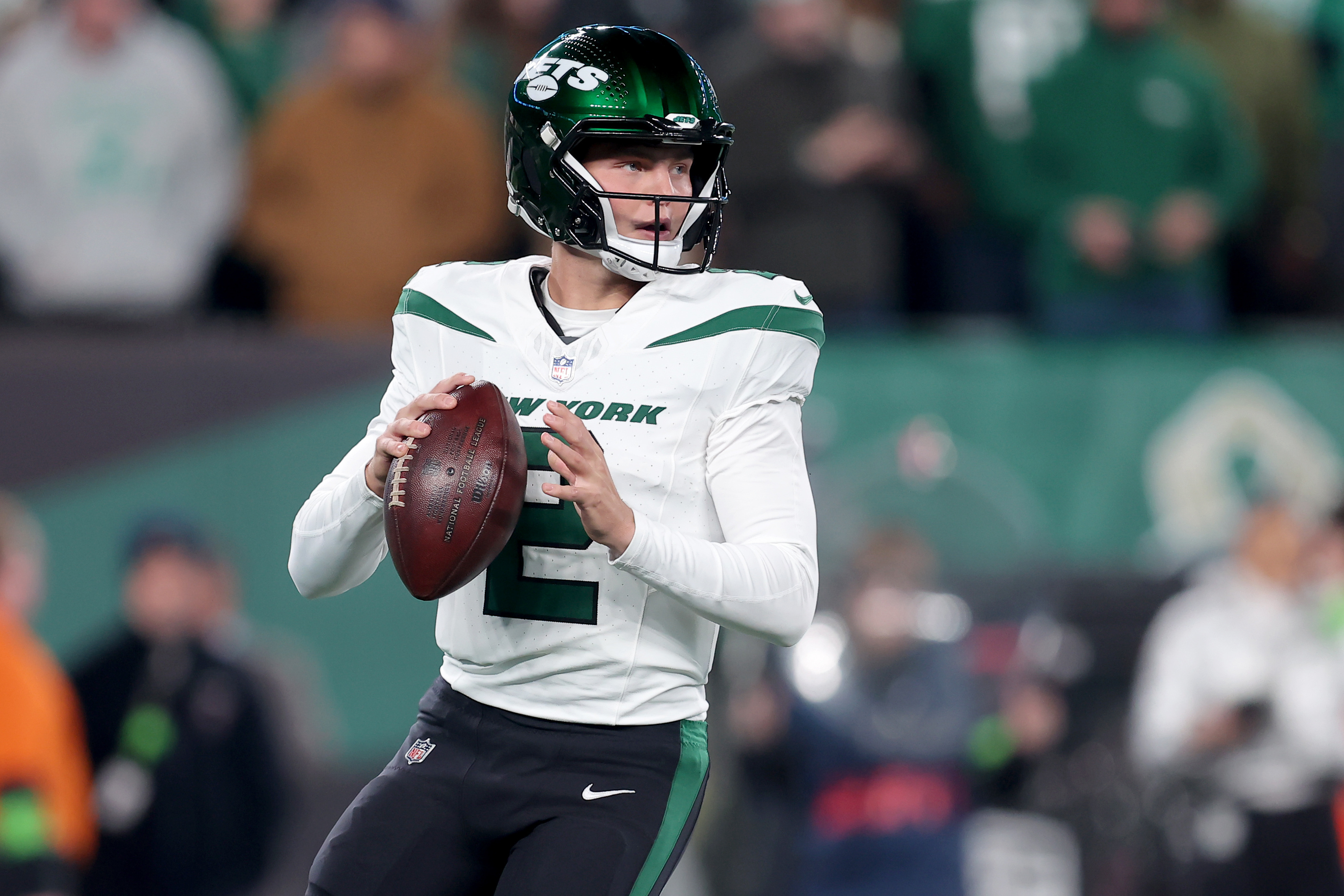 Derius Davis sets tone early as Chargers snuff Jets | Reuters