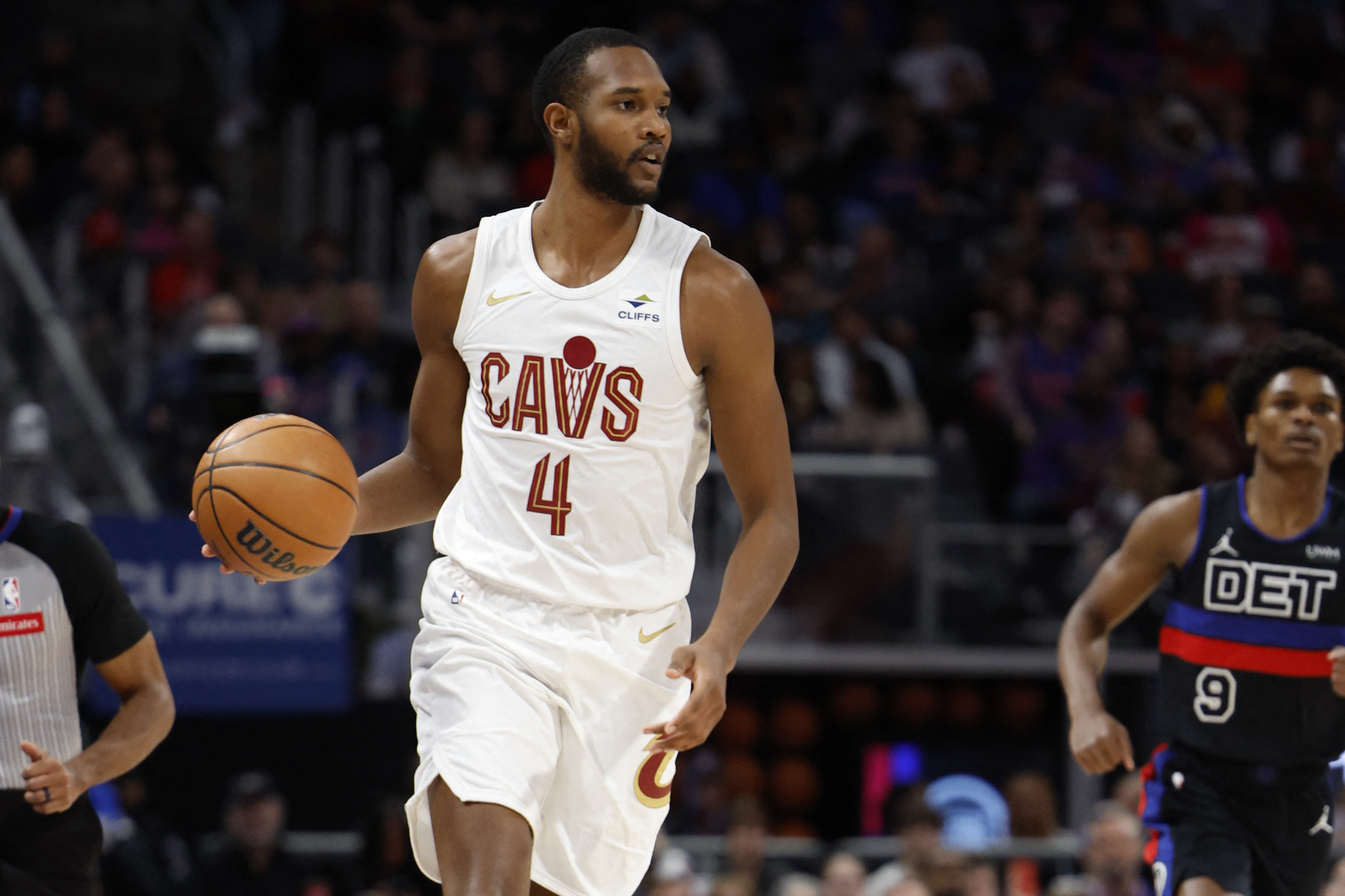 Darius Garland (8 3-pointers), Cavs put away pesky Pistons | Reuters