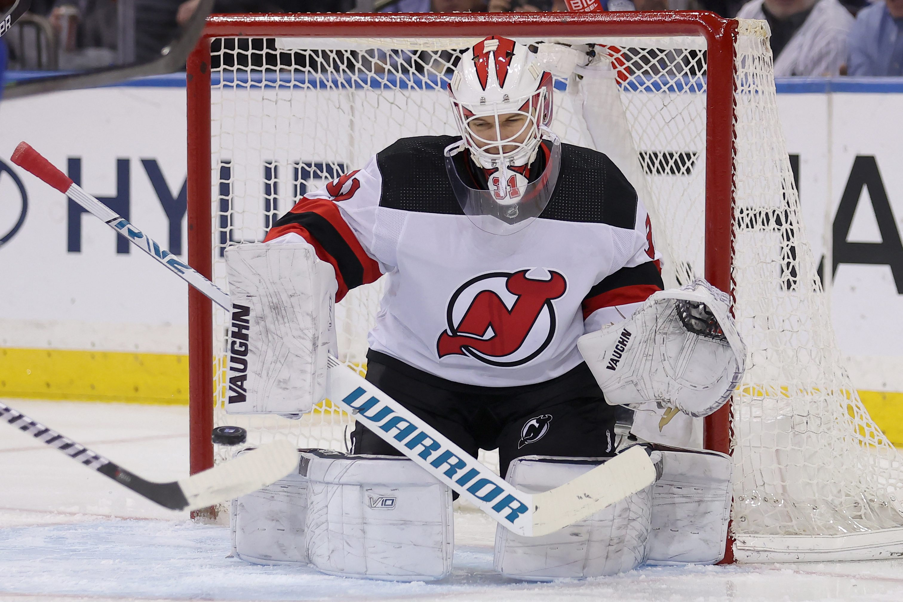 Jonathan Quick, Rangers shut down Devils | Reuters