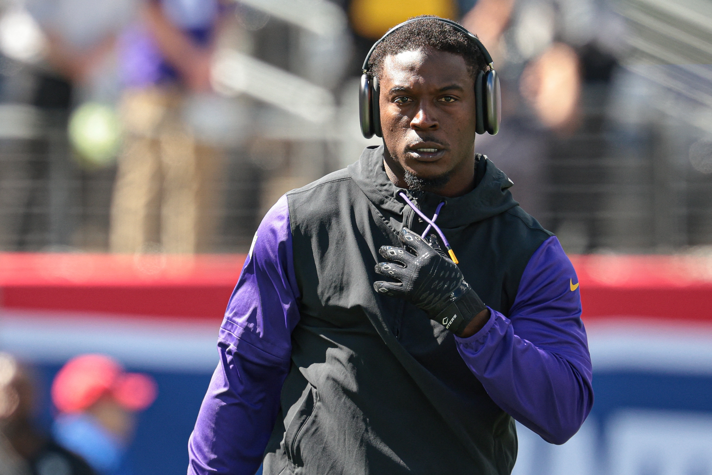 Sam Darnold shines in Vikings debut as Giants fall flat | Reuters