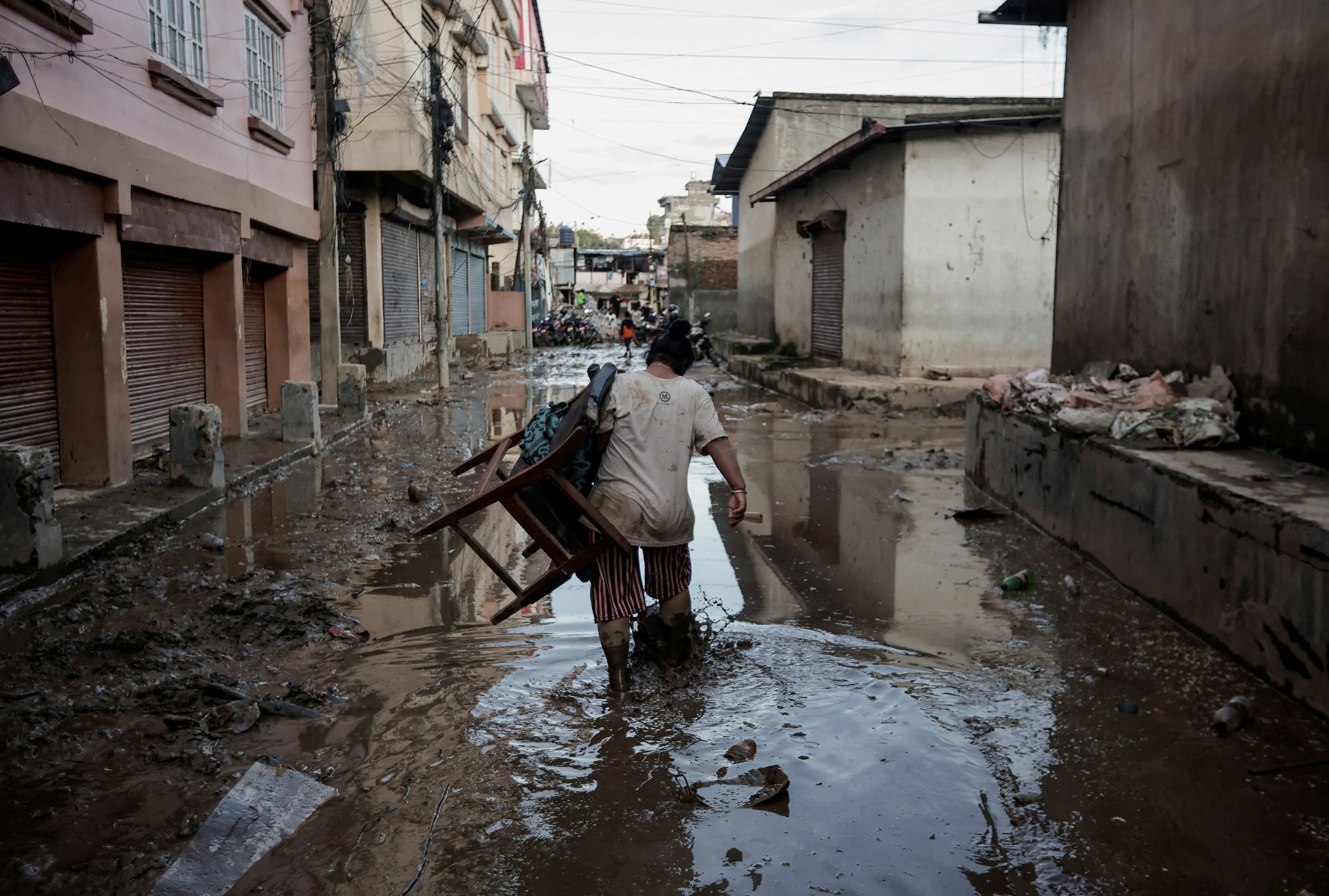 Death toll from Nepal floods rises - October 4, 2024 | ロイター