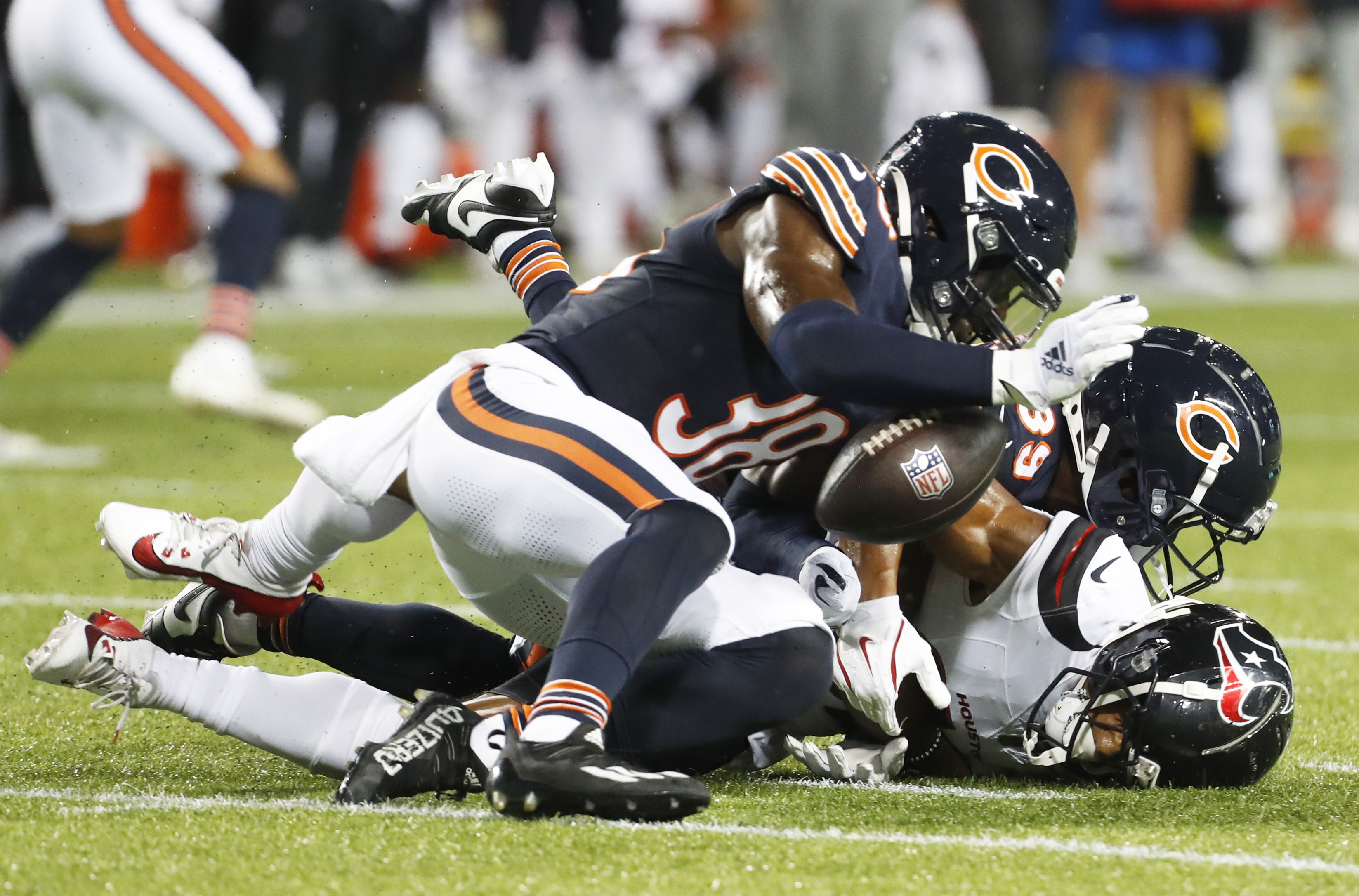 Bears beat Texans in shortened Hall of Fame Game | Reuters