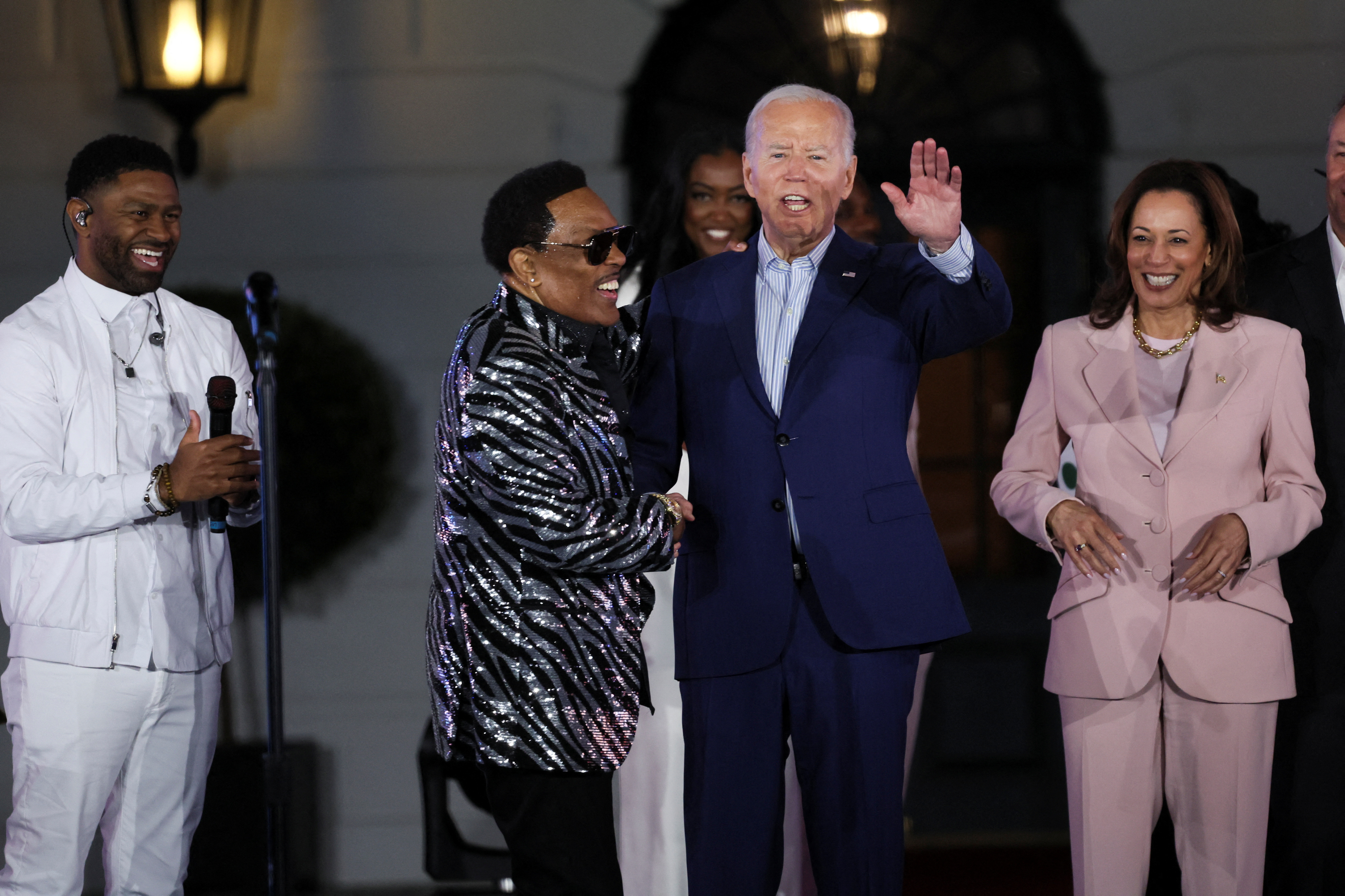 In pictures: Gladys Knight and Patti LaBelle join Biden for Juneteenth ...