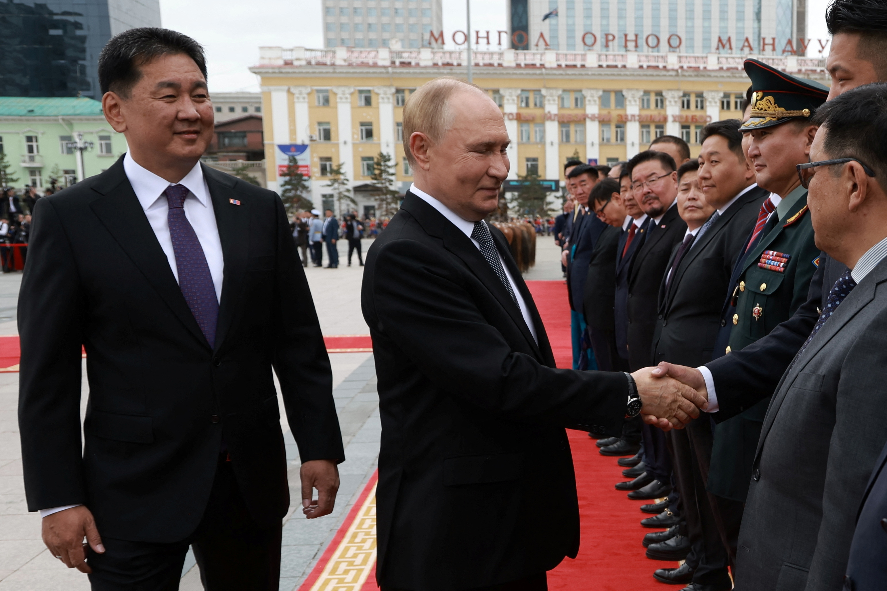 Putin gets lavish welcome in Mongolia despite ICC warrant | Reuters