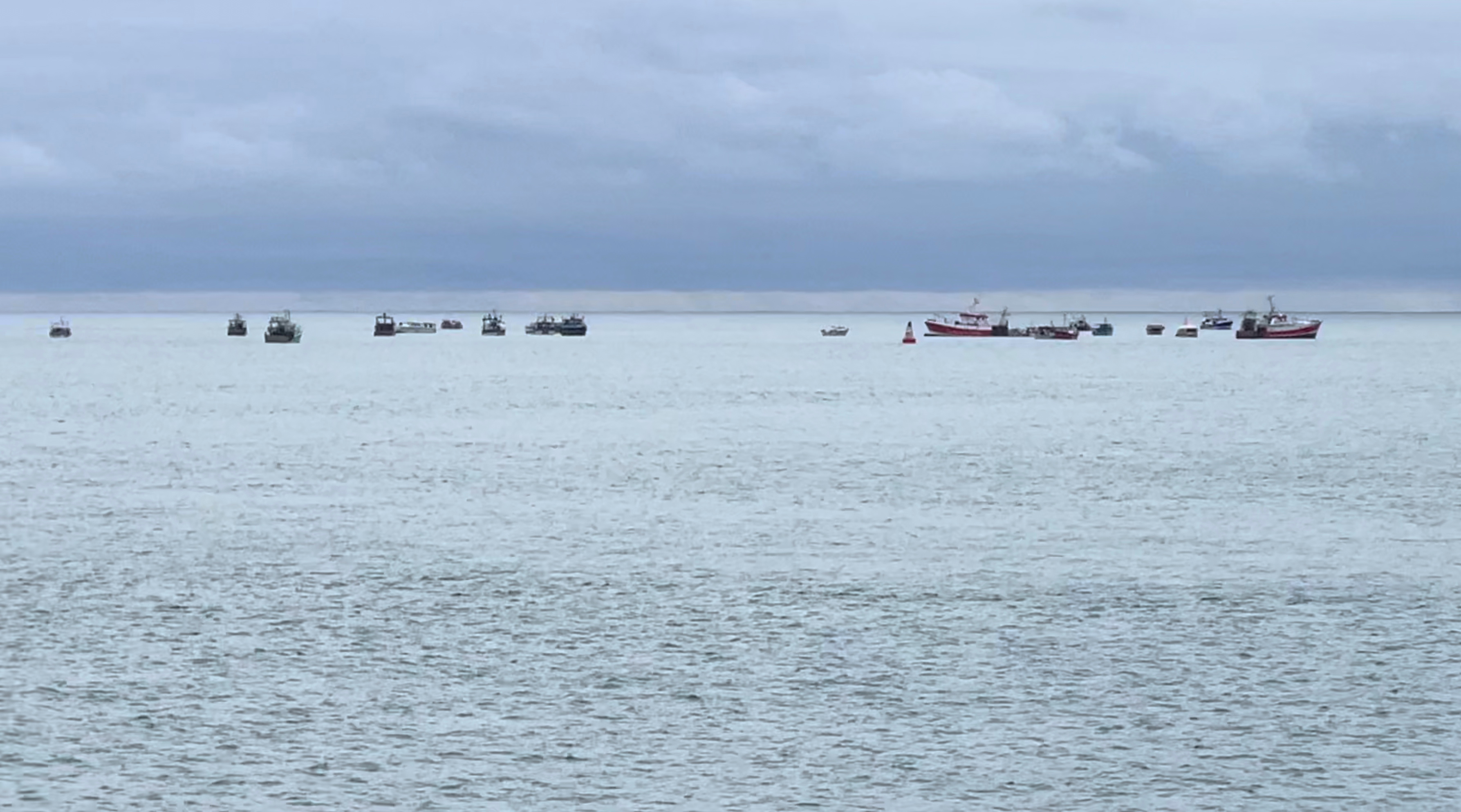 UK withdraws patrol boats from Jersey after French Brexit row | Reuters