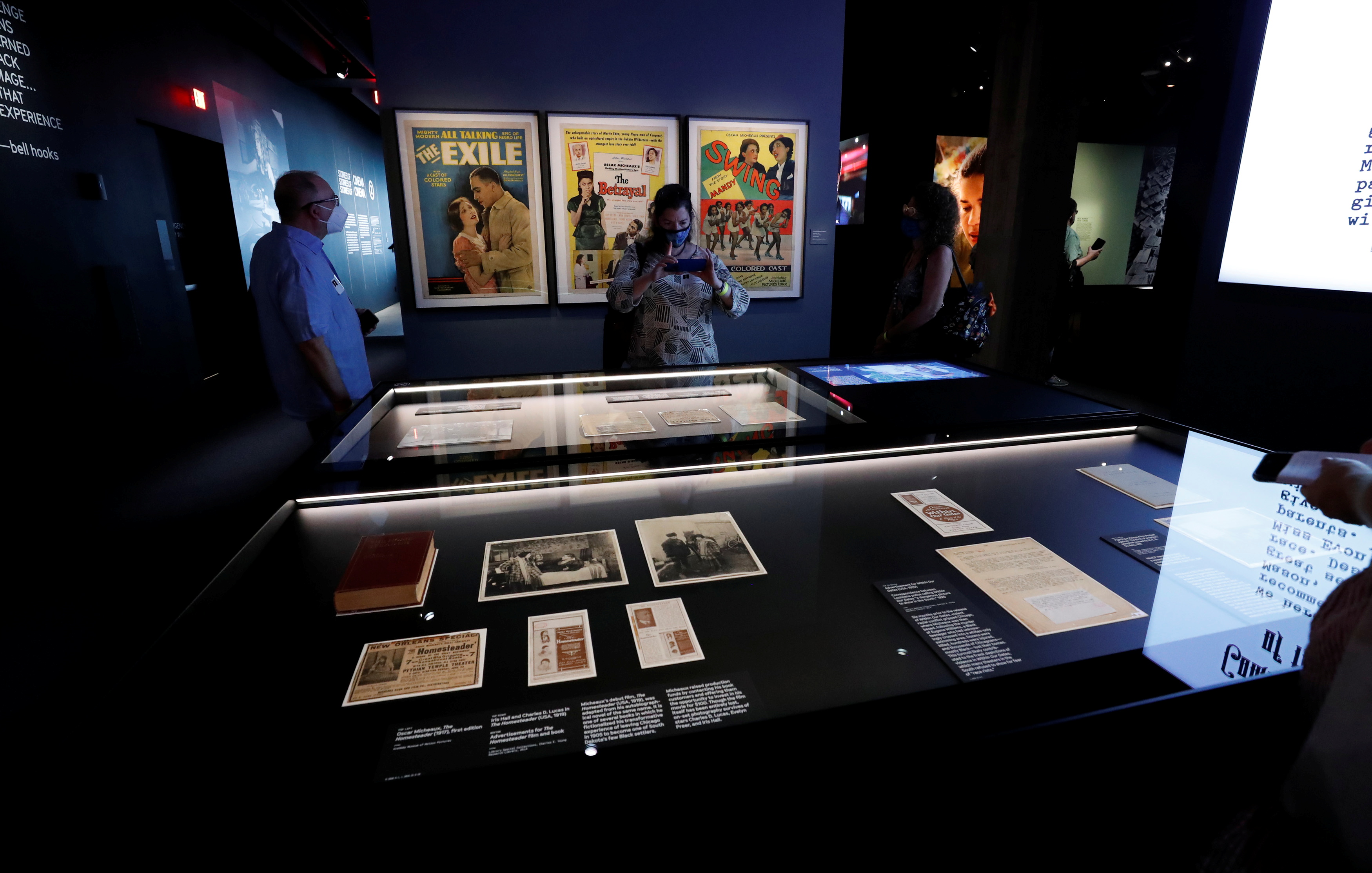 Tom Hanks hails 'magical art' of movies at new LA film museum | Reuters