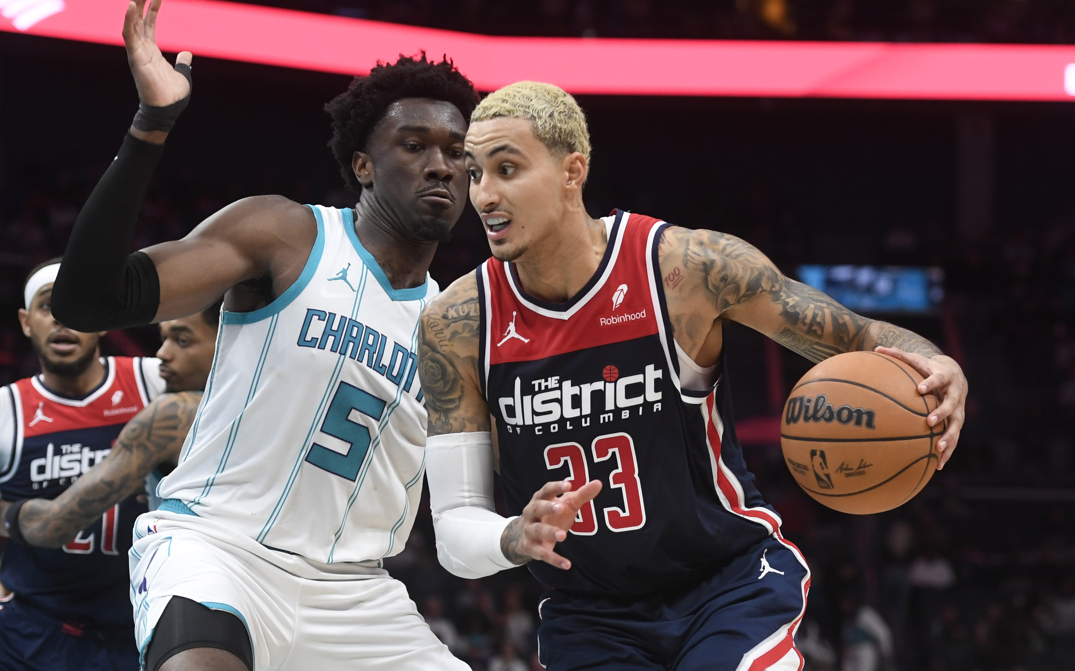 Wizards lean on Kyle Kuzma, bench to extinguish Hornets | Reuters