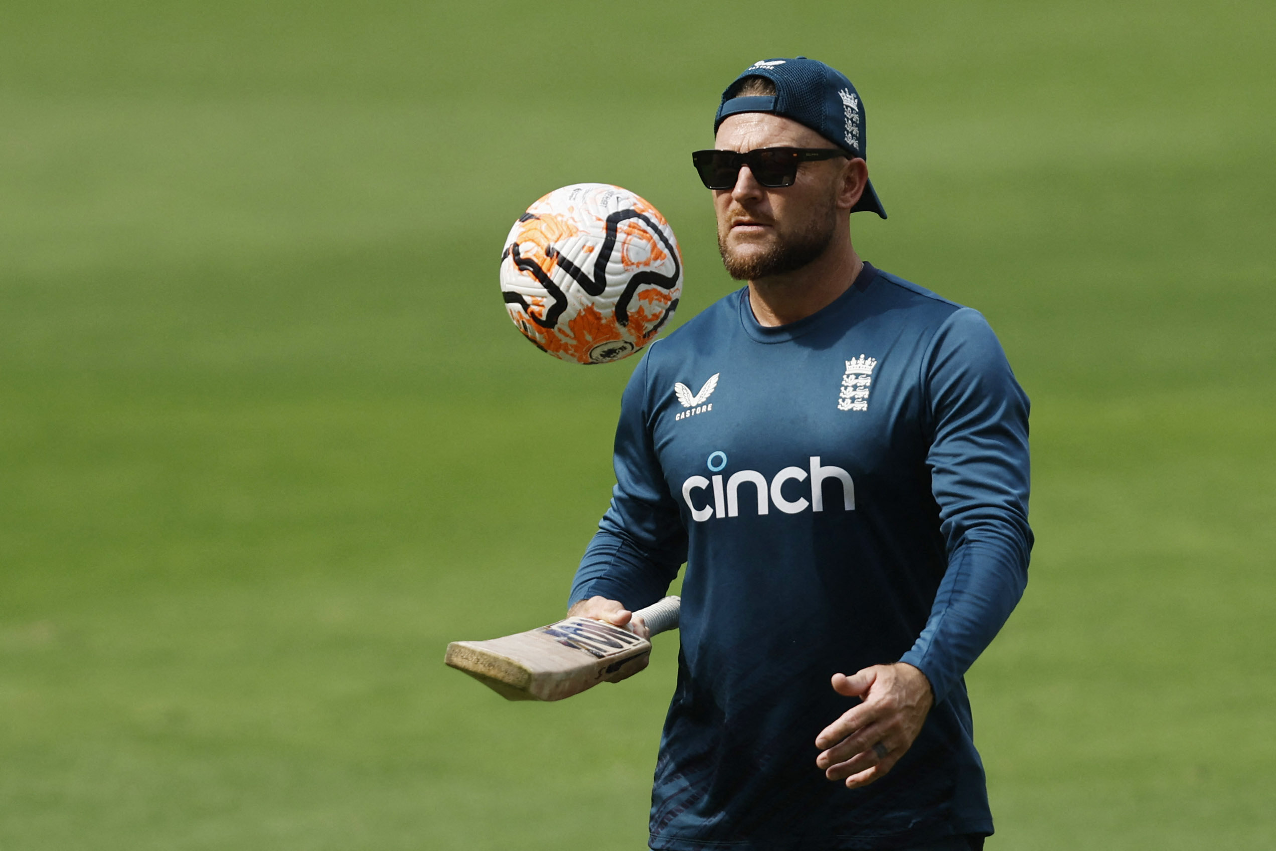 England coach McCullum backs struggling Bairstow to come good | Reuters
