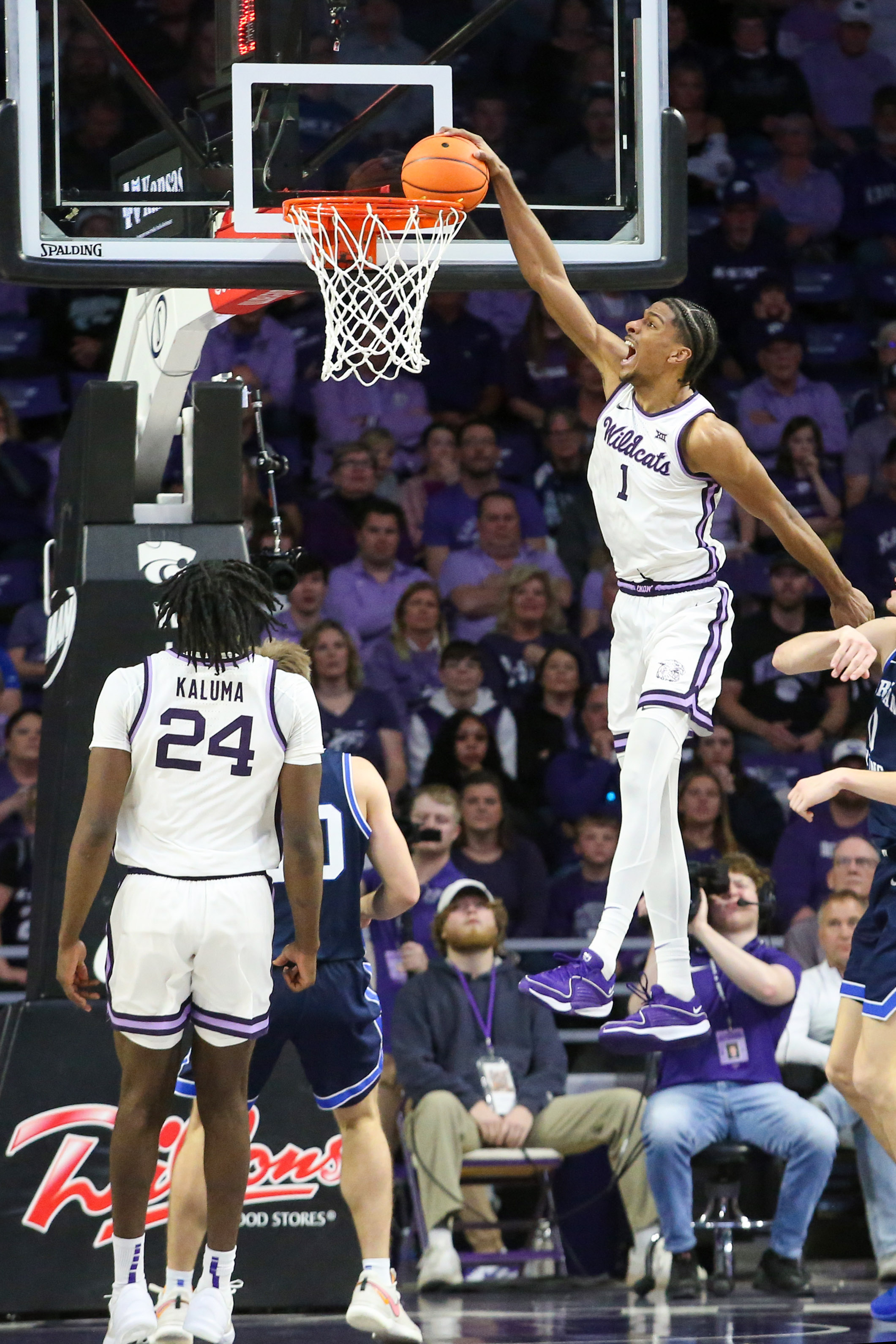 Arthur Kaluma's career day lifts Kansas State over No. 25 BYU | Reuters
