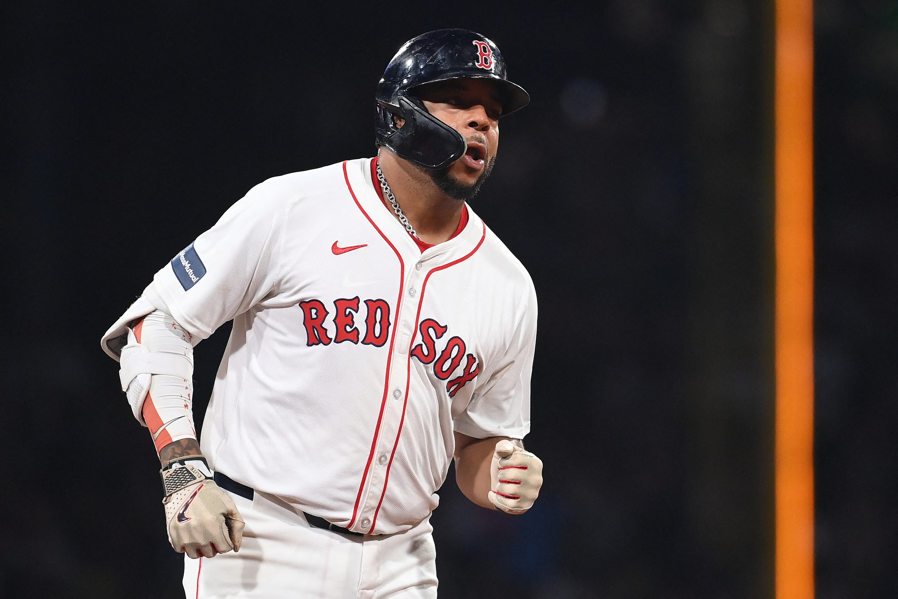 Red Sox use big third inning to speed past Mariners 14-7 | Reuters