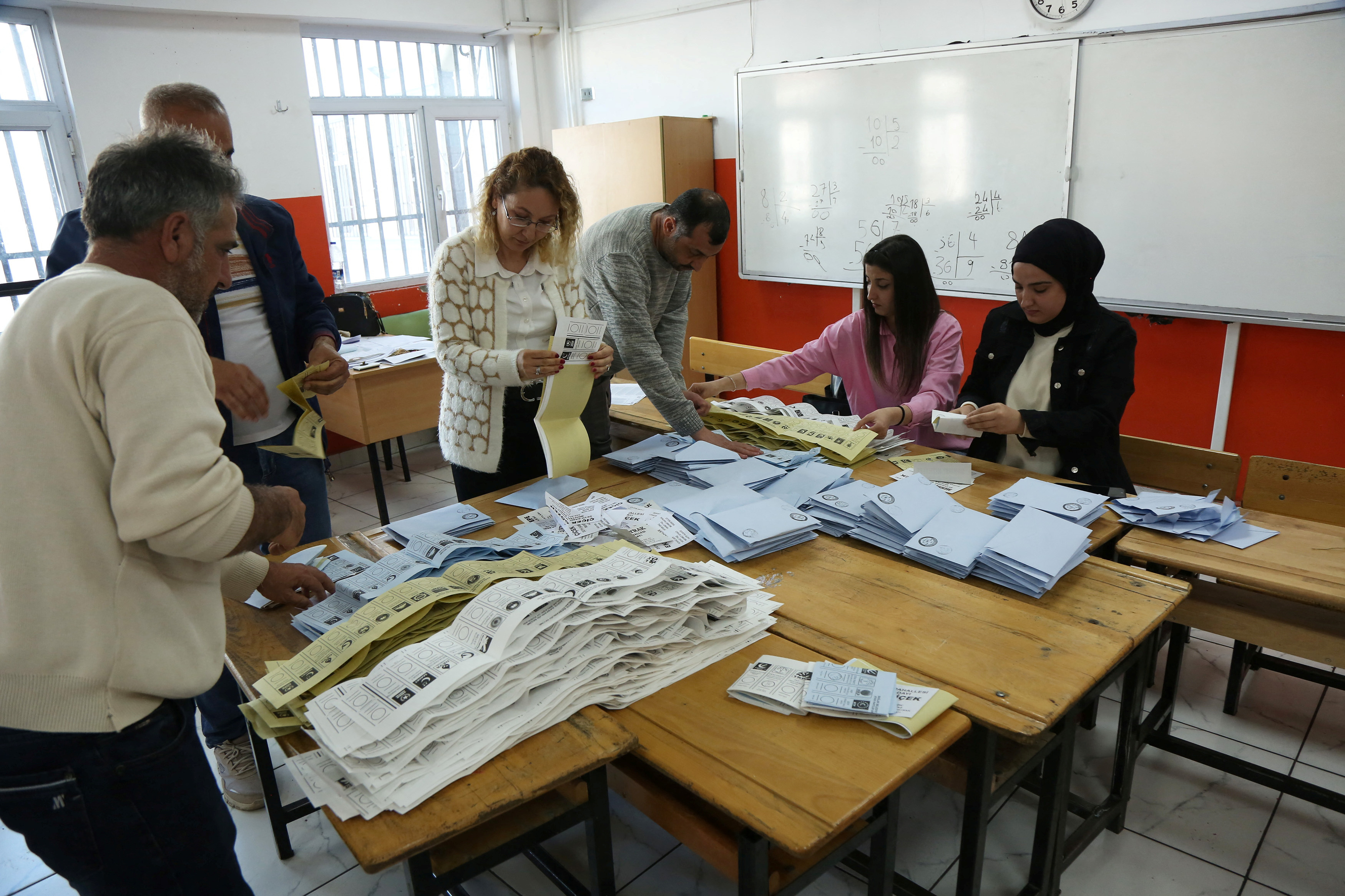 Turkey opposition leads in Istanbul local vote, initial results show ...