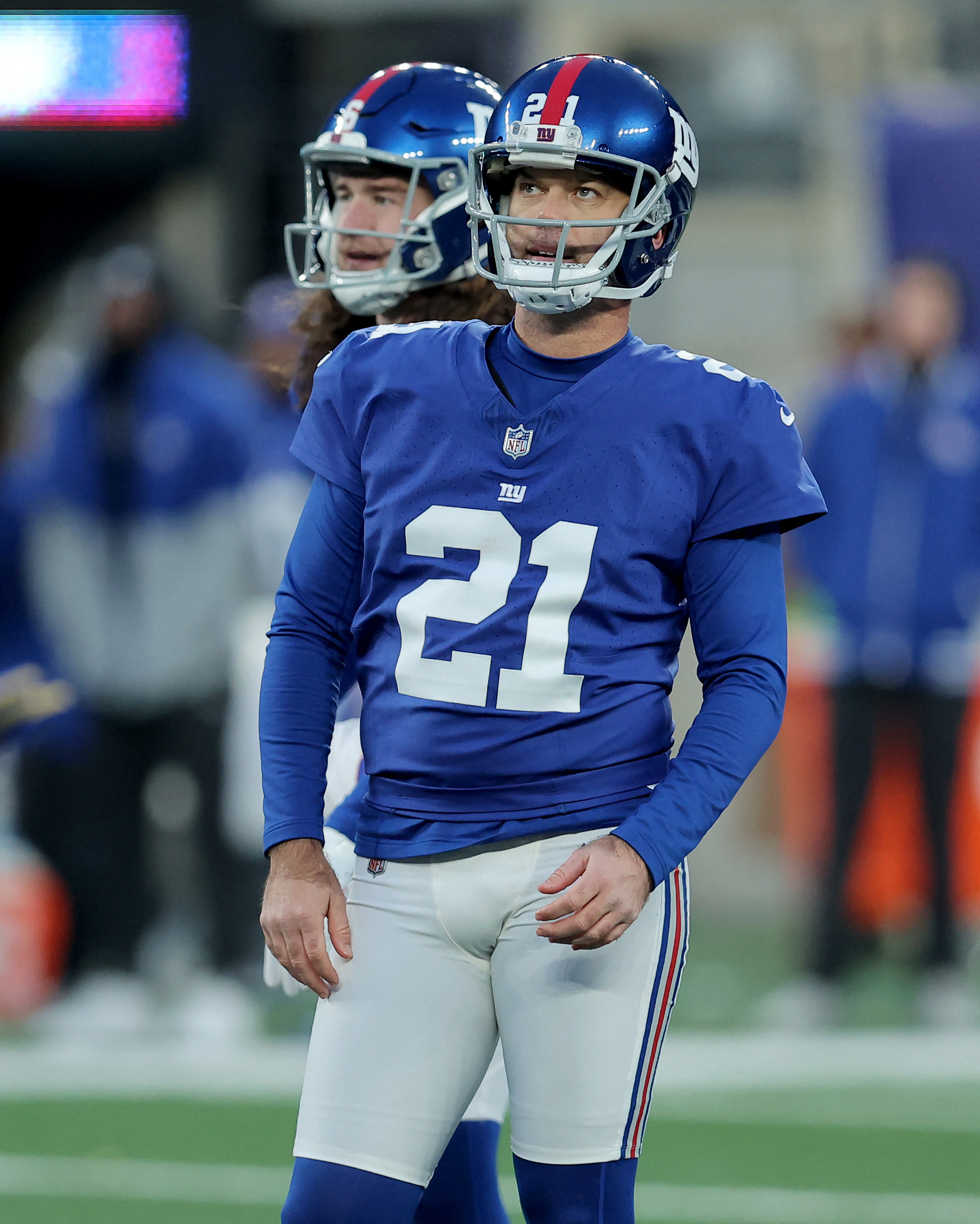 Rams score early, hold off Giants | Reuters