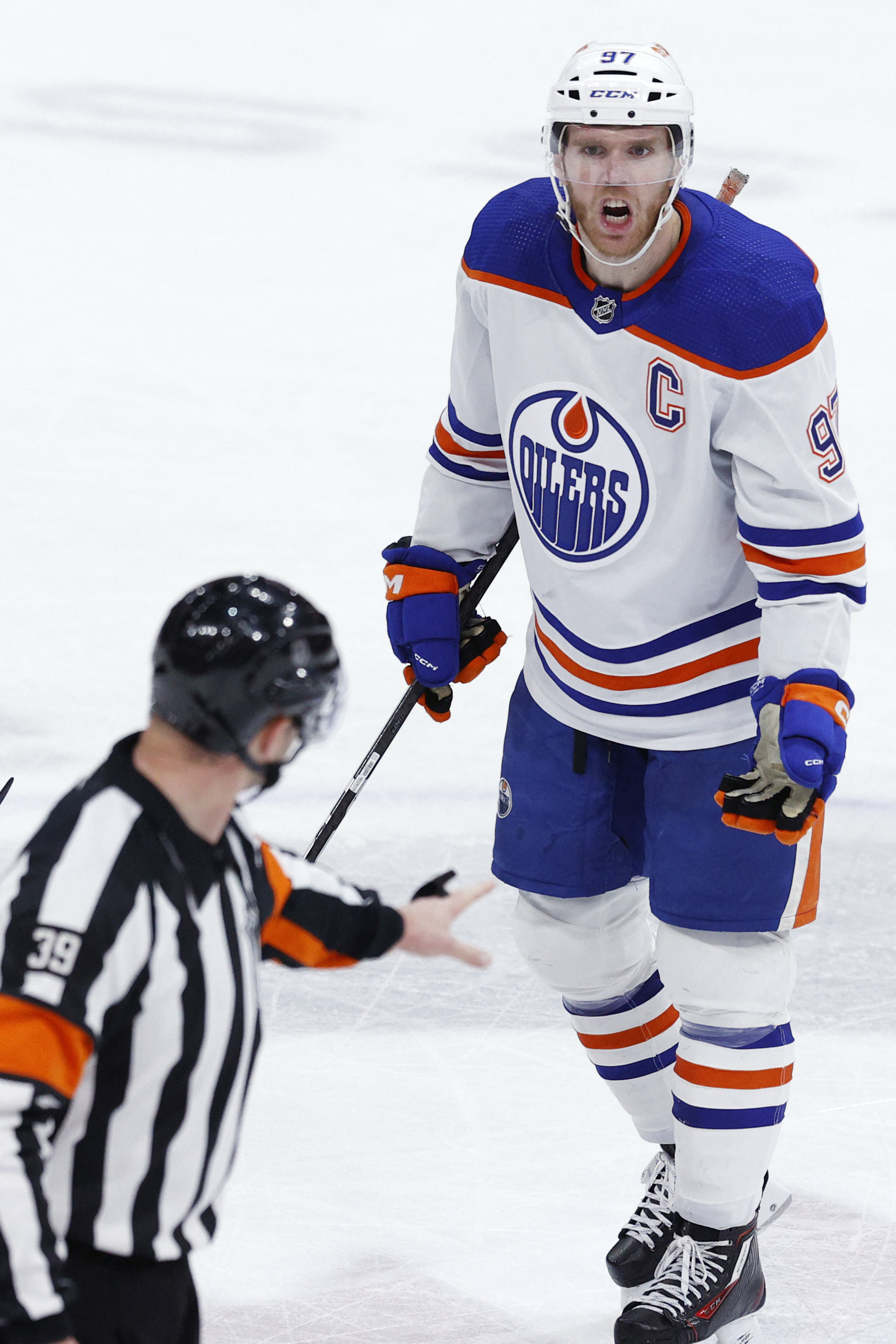 Zach Hyman's 200th career goal lifts Oilers over Jets in OT | Reuters