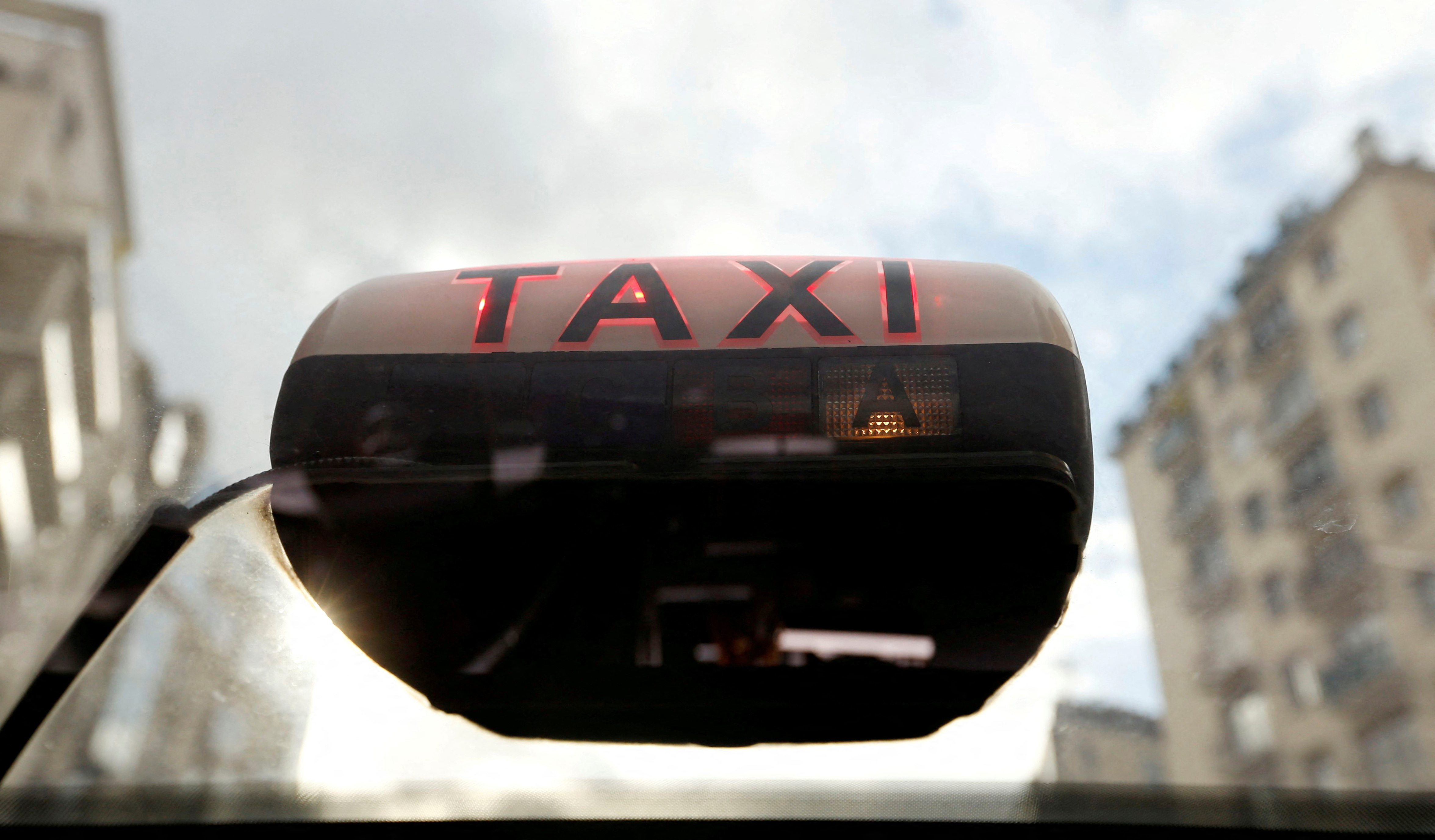Uber executive says European taxis joining platform | Reuters