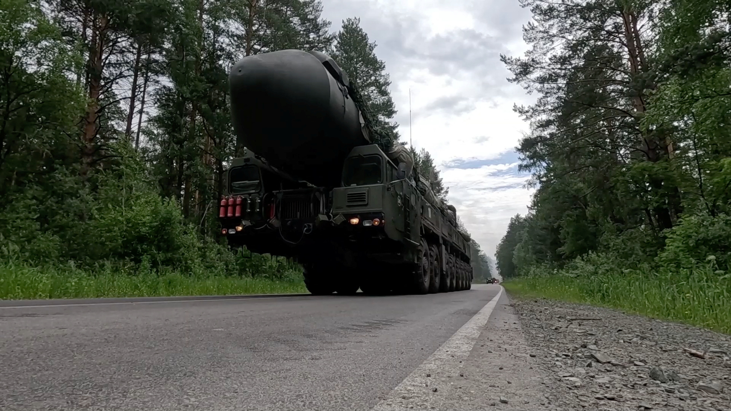Russia conducts mobile nuclear missile launcher drills | Reuters