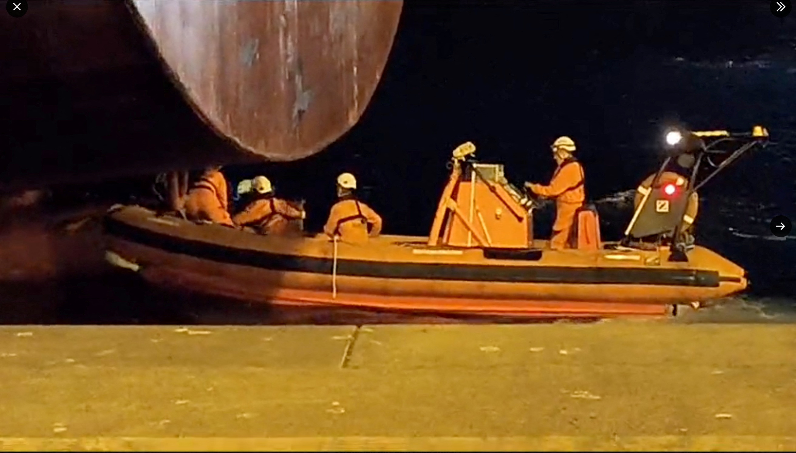 Spanish coastguard rescues two Nigerian migrants from ship's rudder ...