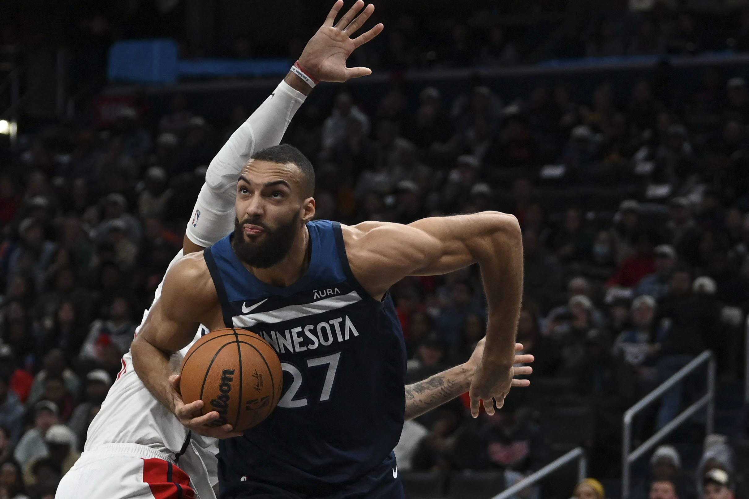 Wolves get back on track with win over Wizards | Reuters