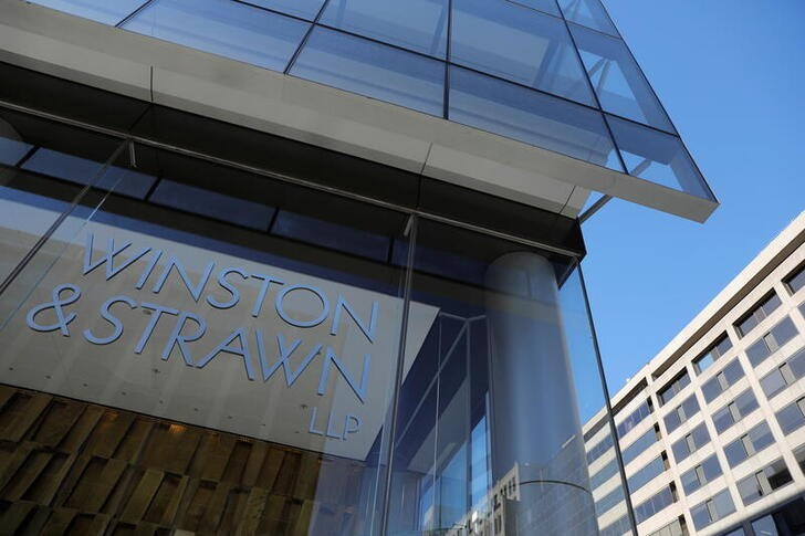 Winston & Strawn chairman makes way for new leader after 17 years | Reuters