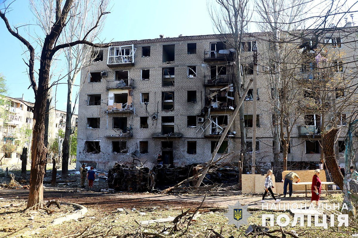 Russian attack on Ukrainian town west of Donetsk injures 13, official ...