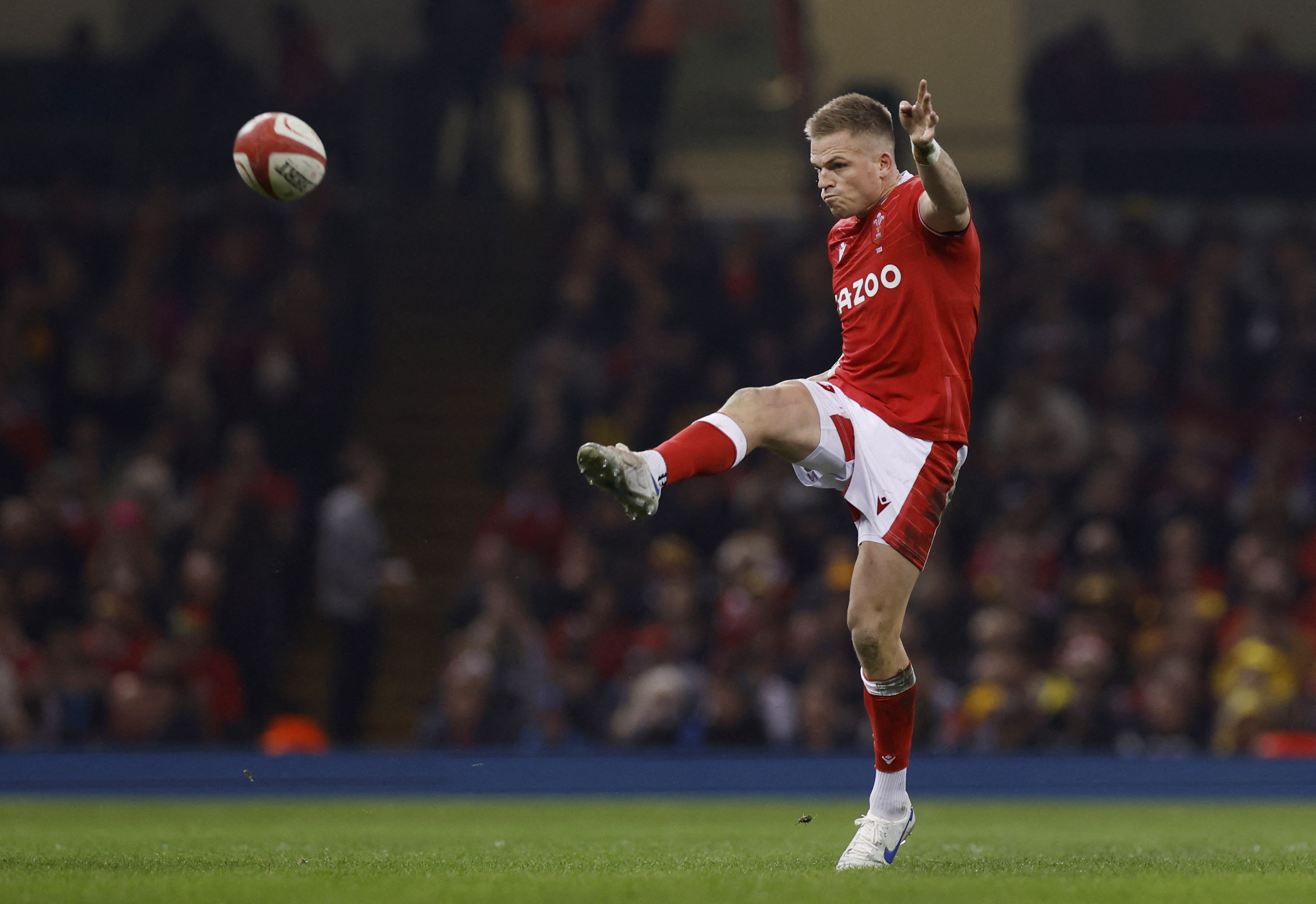 Anscombe, Faletau get Wales World Cup nod but no Cuthbert | Reuters