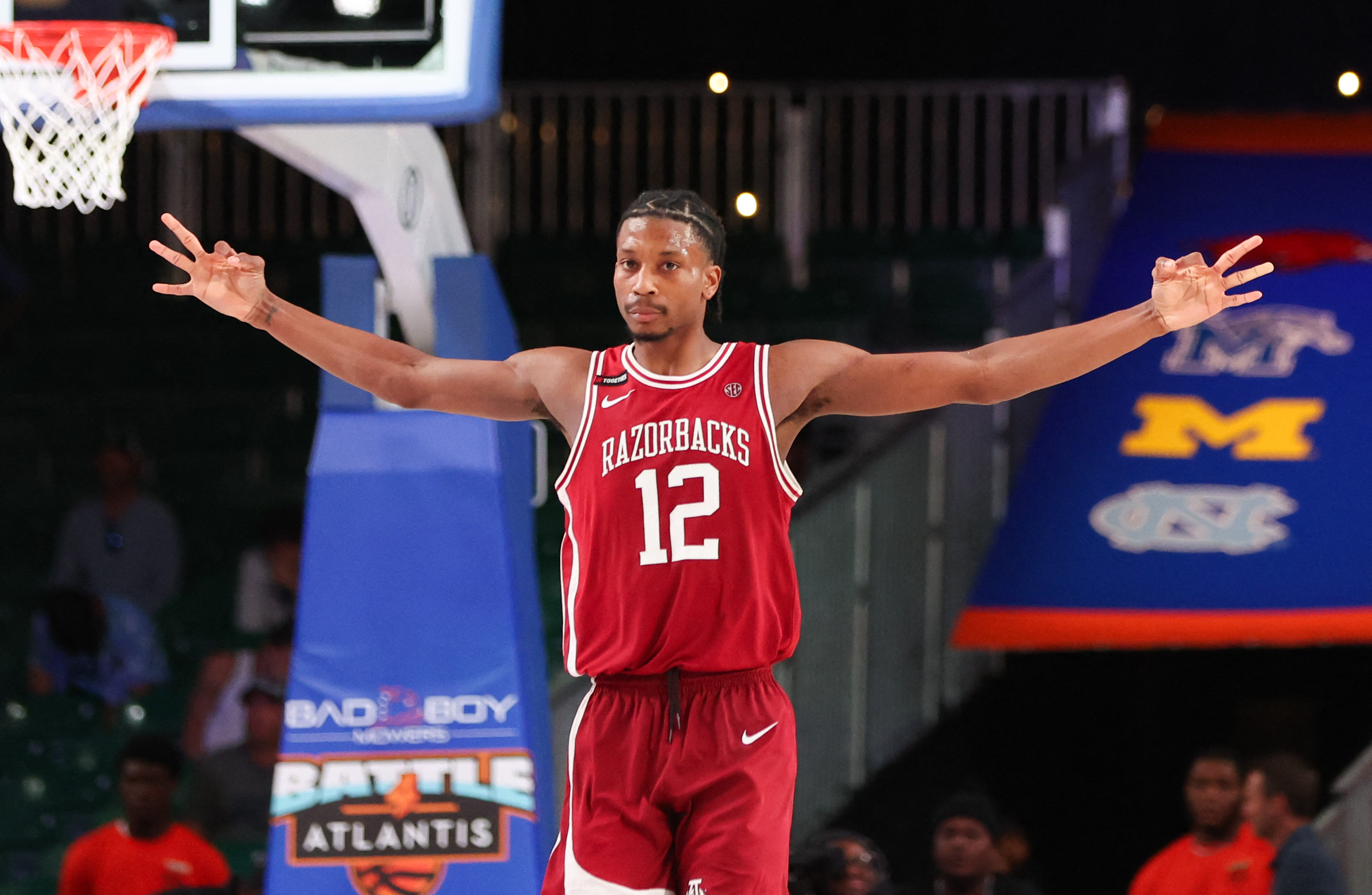 RJ Davis paces No. 14 North Carolina past No. 20 Arkansas | Reuters